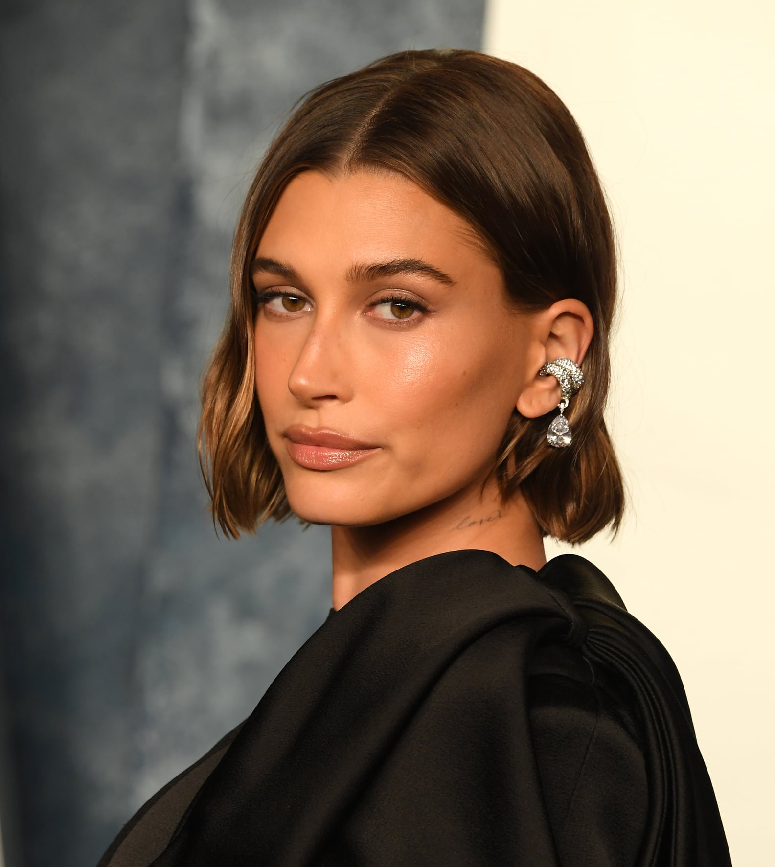 Hailey Bieber’s Supermodel Nails Are a Perfect Neutral | PS Beauty