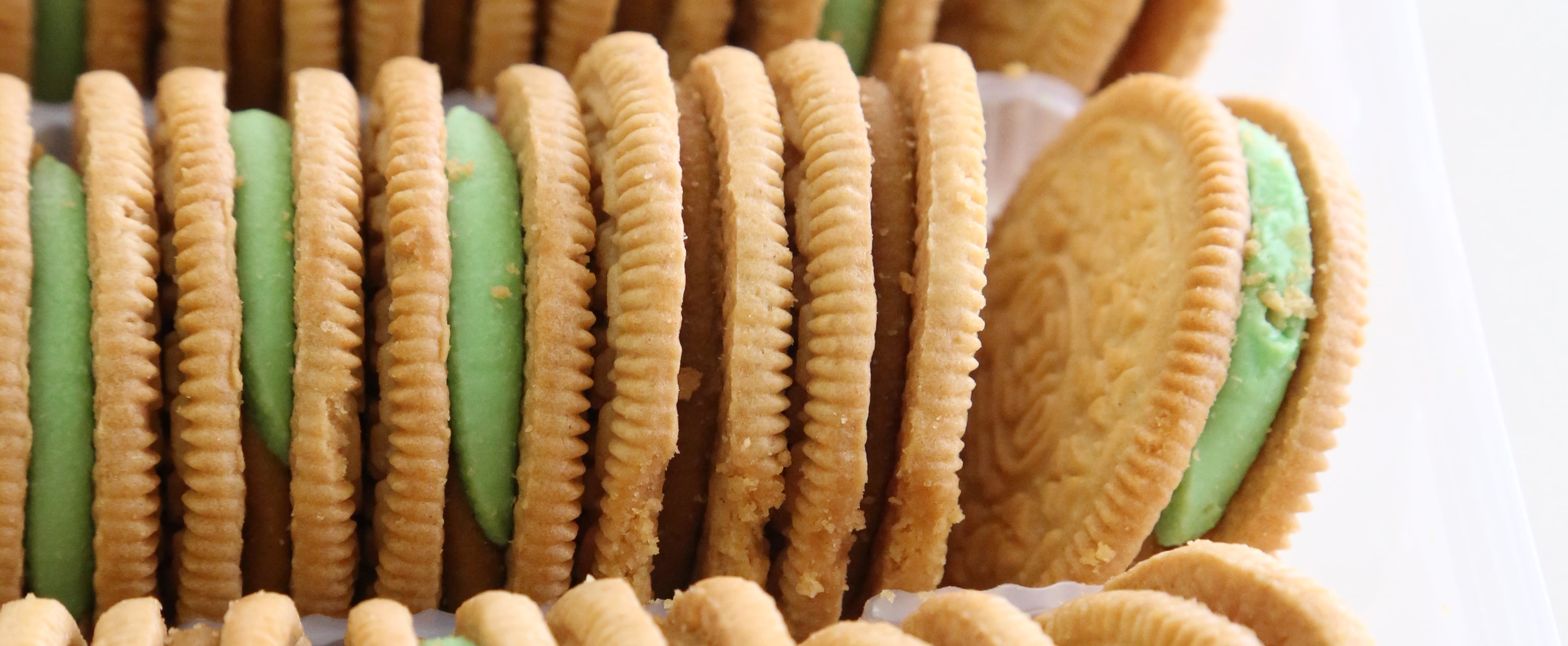 Caramel Apple Oreos Review | PS Food