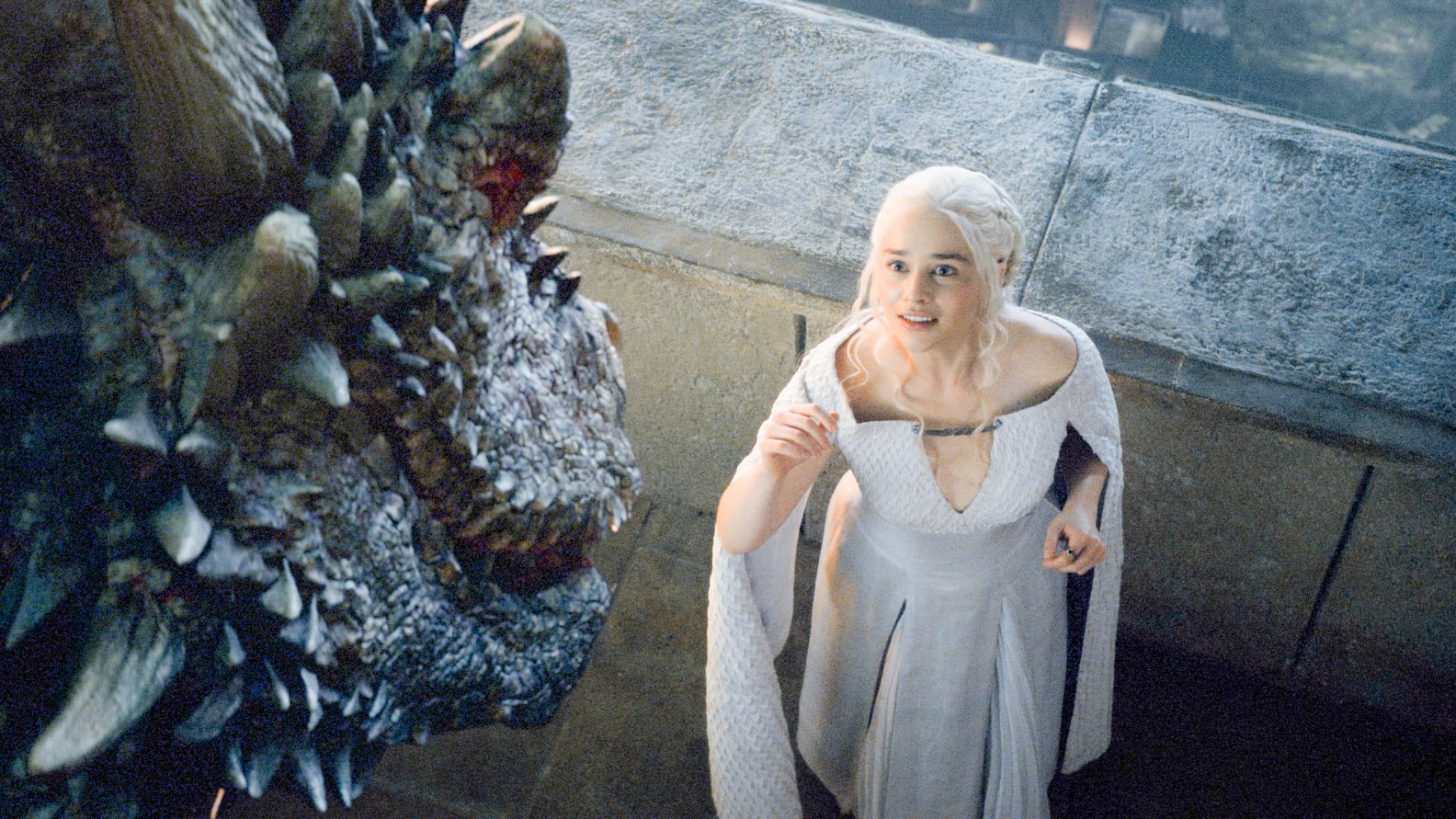 How Does Drogon the Dragon Know Daenerys Is Dead? | PS Entertainment