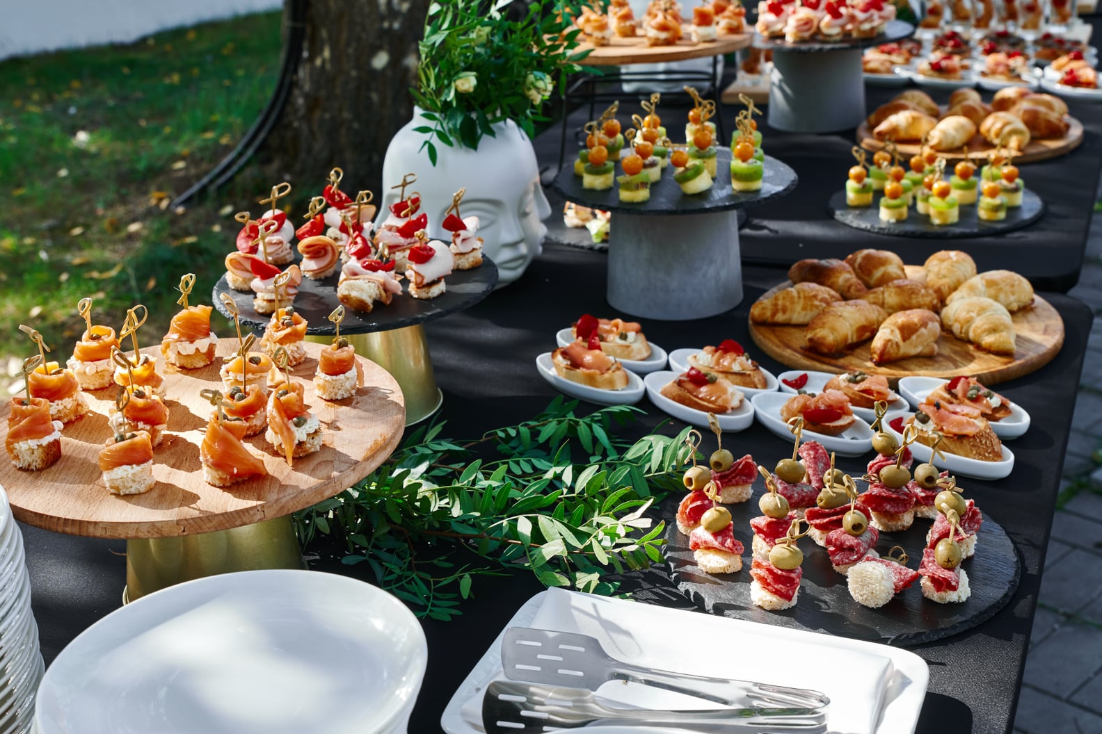 Family-Style Appetizers for Rehearsal Dinner From Sam's Cub | PS Smart ...