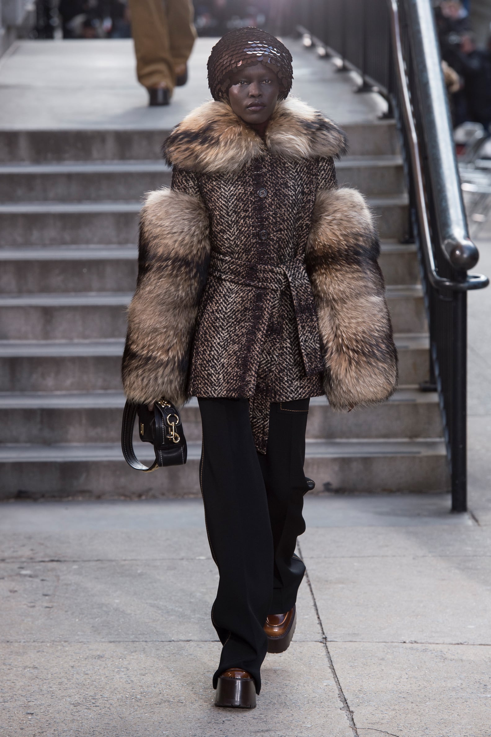 Marc Jacobs Fall 2017 Runway Show | PS Fashion