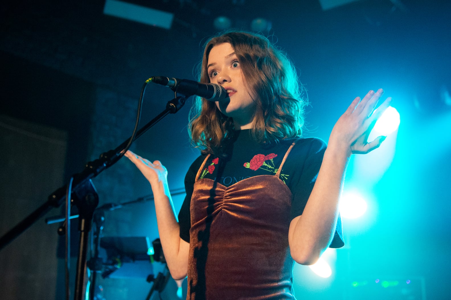 Who Is Maisie Peters? Facts to Know About the Singer | POPSUGAR Celebrity