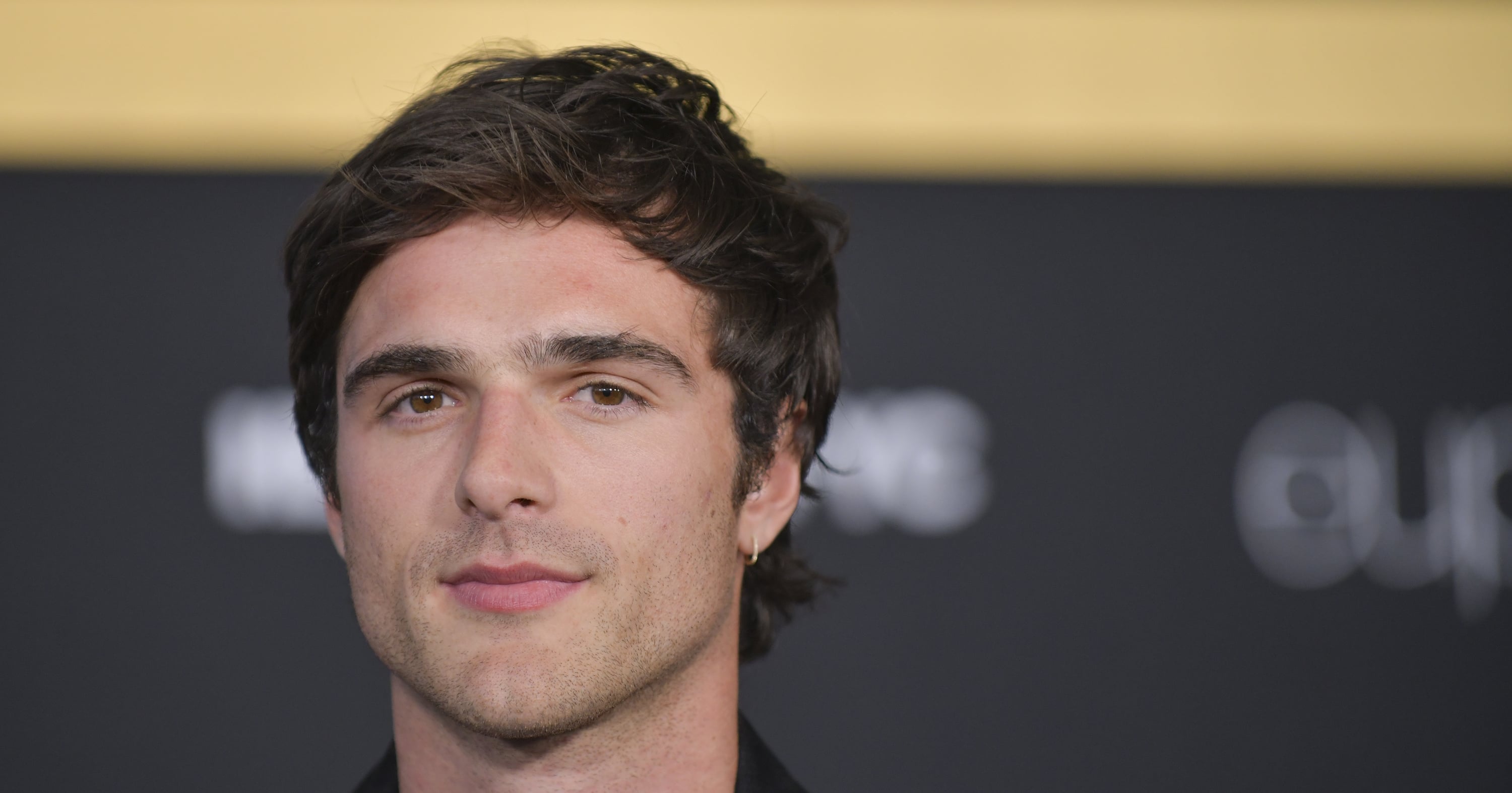 Jacob Elordi's Parents Have T-Shirts of His Characters | PS Celebrity