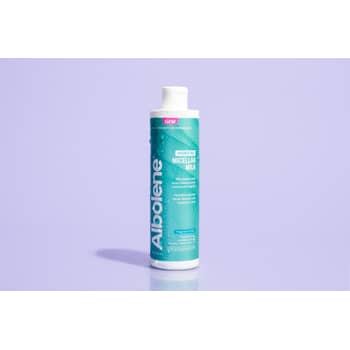 The Benefits of Hydrating Cleansers From Albolene | PS Beauty