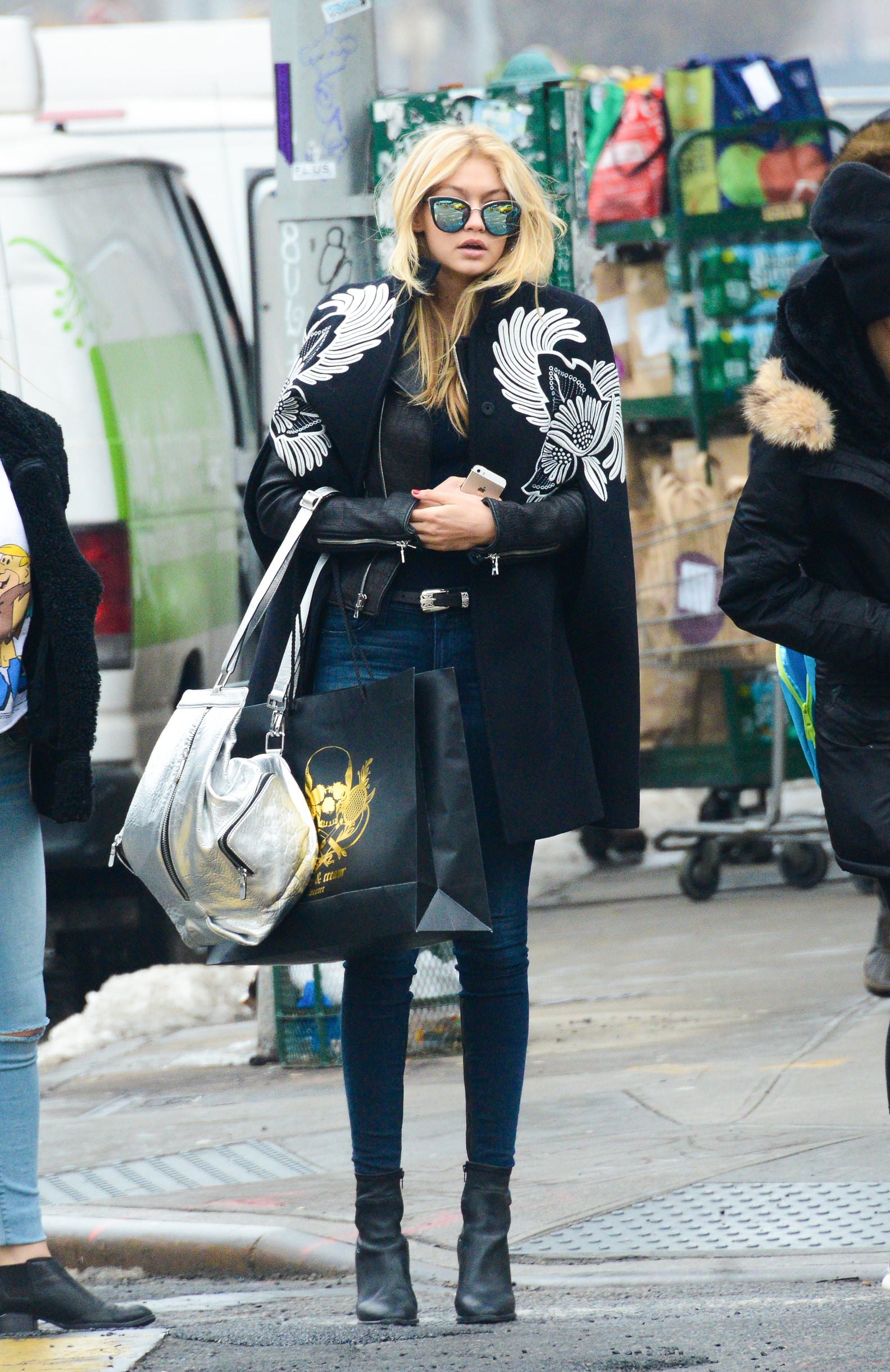 Gigi Hadid's Cape Street Style | PS Fashion