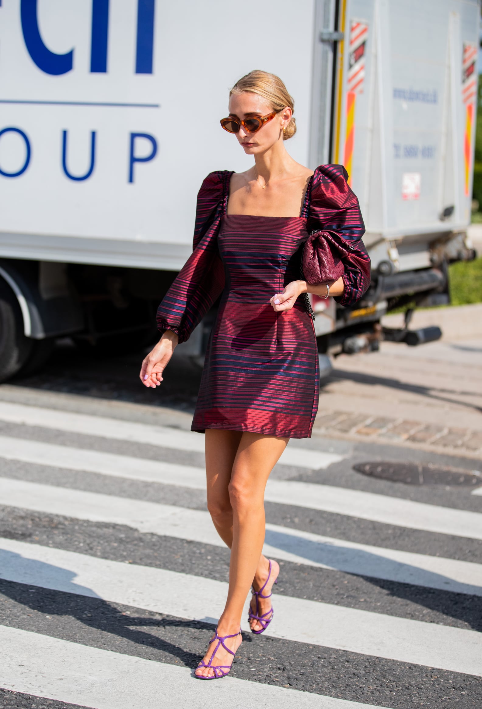 How to Wear Puff Sleeve Dresses in 2019 | PS Fashion