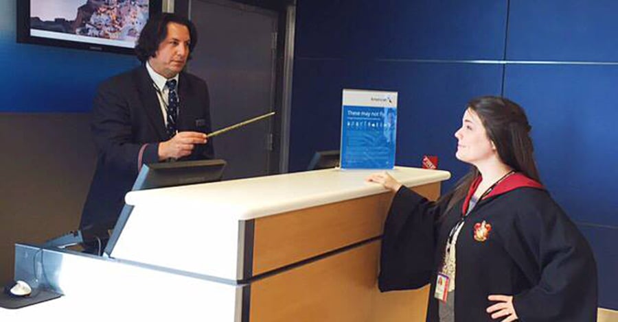 American Airlines Gate Agent Who Looks Like Severus Snape | PS Tech