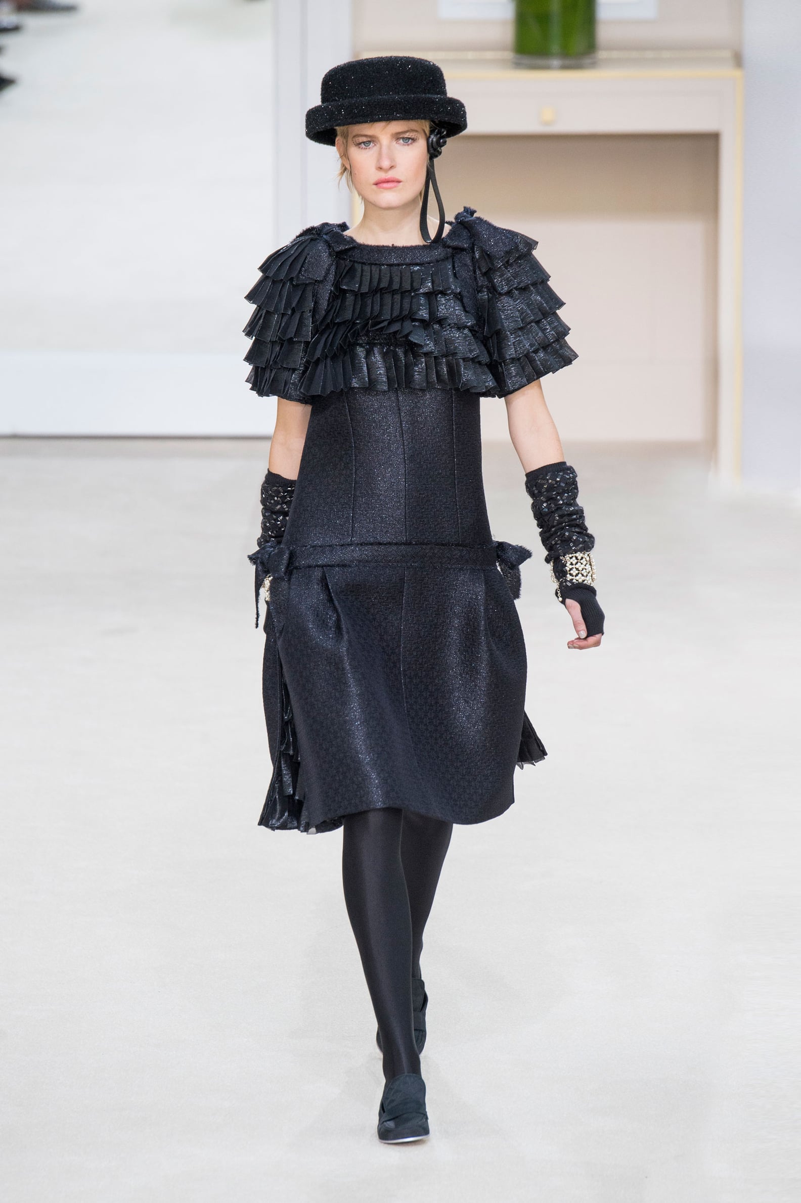 Chanel Fall 2016 Collection | PS Fashion