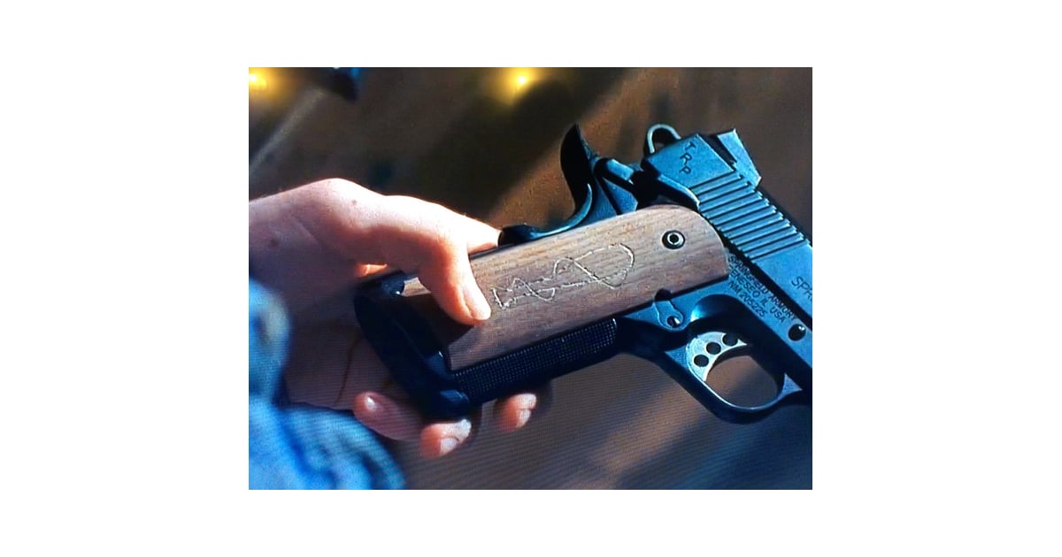 The Pistol With Negan's Symbol Carved Into it | Will Glenn Die in The ...