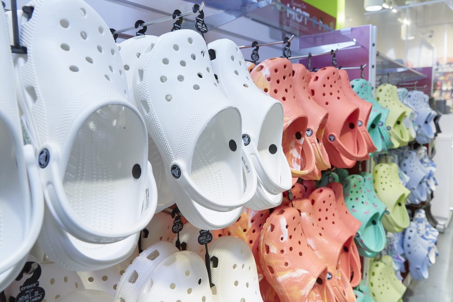Crocs Is Donating Free Shoes to Healthcare Workers | PS Fashion