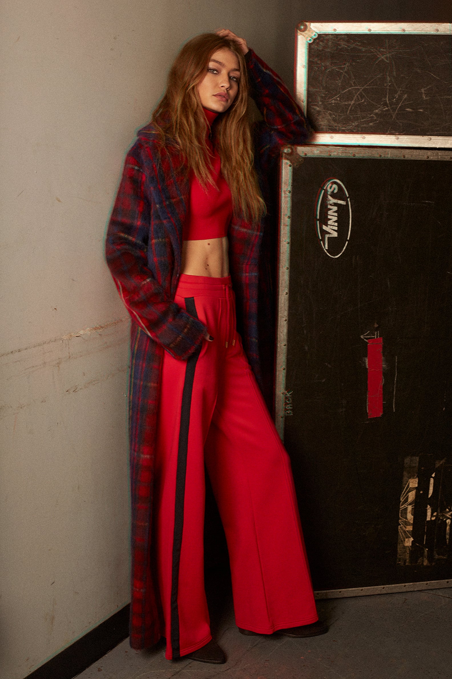 Stylish Gifts For Gigi Hadid Fans | PS Fashion