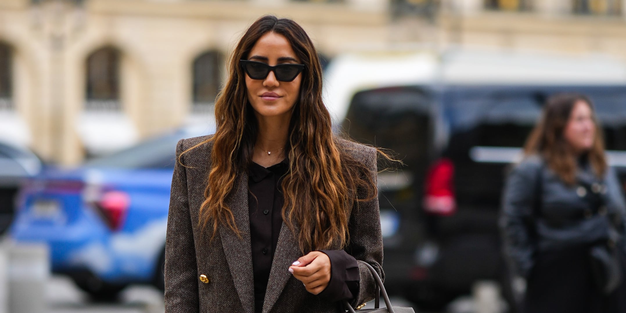 How to Style Wavy Hair, According to Pro Hairstylists | PS Beauty