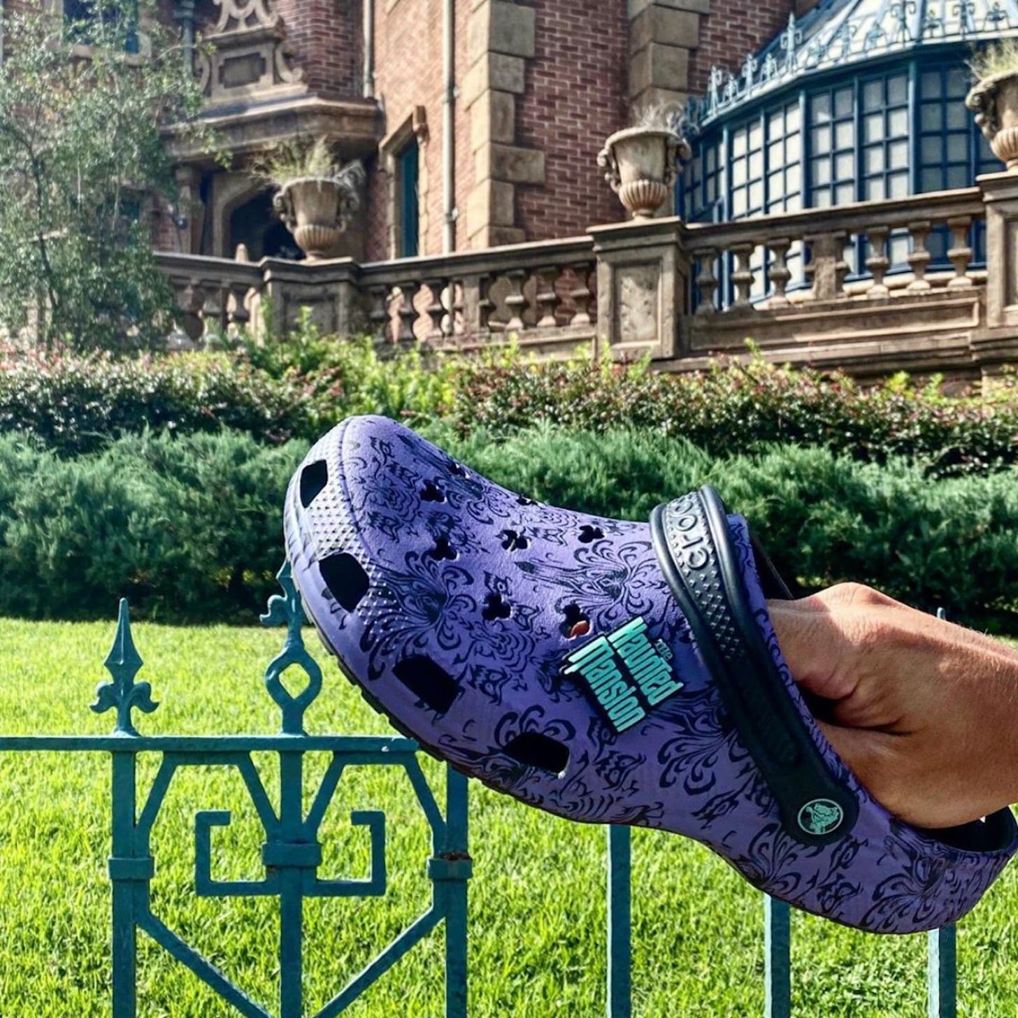 5 Popular 6M 8W Disney Parks Exclusive Haunted Mansion Crocs NWT 5 Popular 6M 8W Disney Parks Exclusive Haunted Mansion Crocs NWT