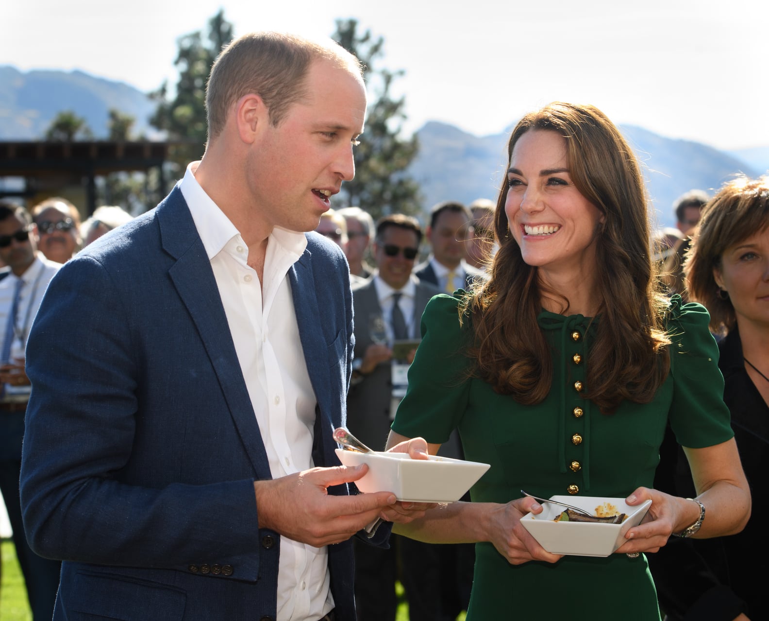 Kate Middleton Smiling at Prince William Pictures | PS Celebrity