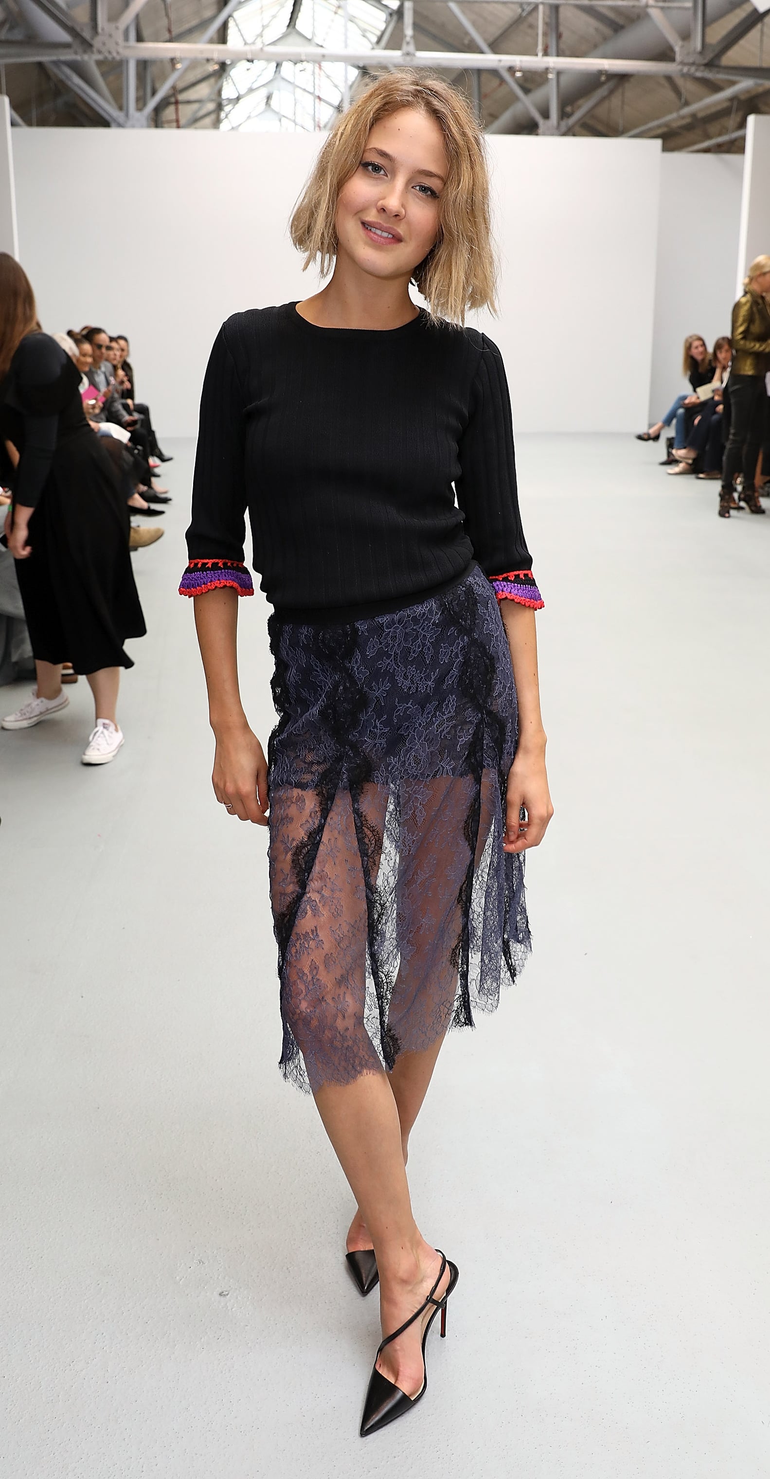 Tess Ward Style Pictures | PS Fashion