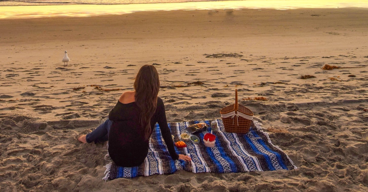 Woman Brought Best Friend on Tinder Dates | PS Love