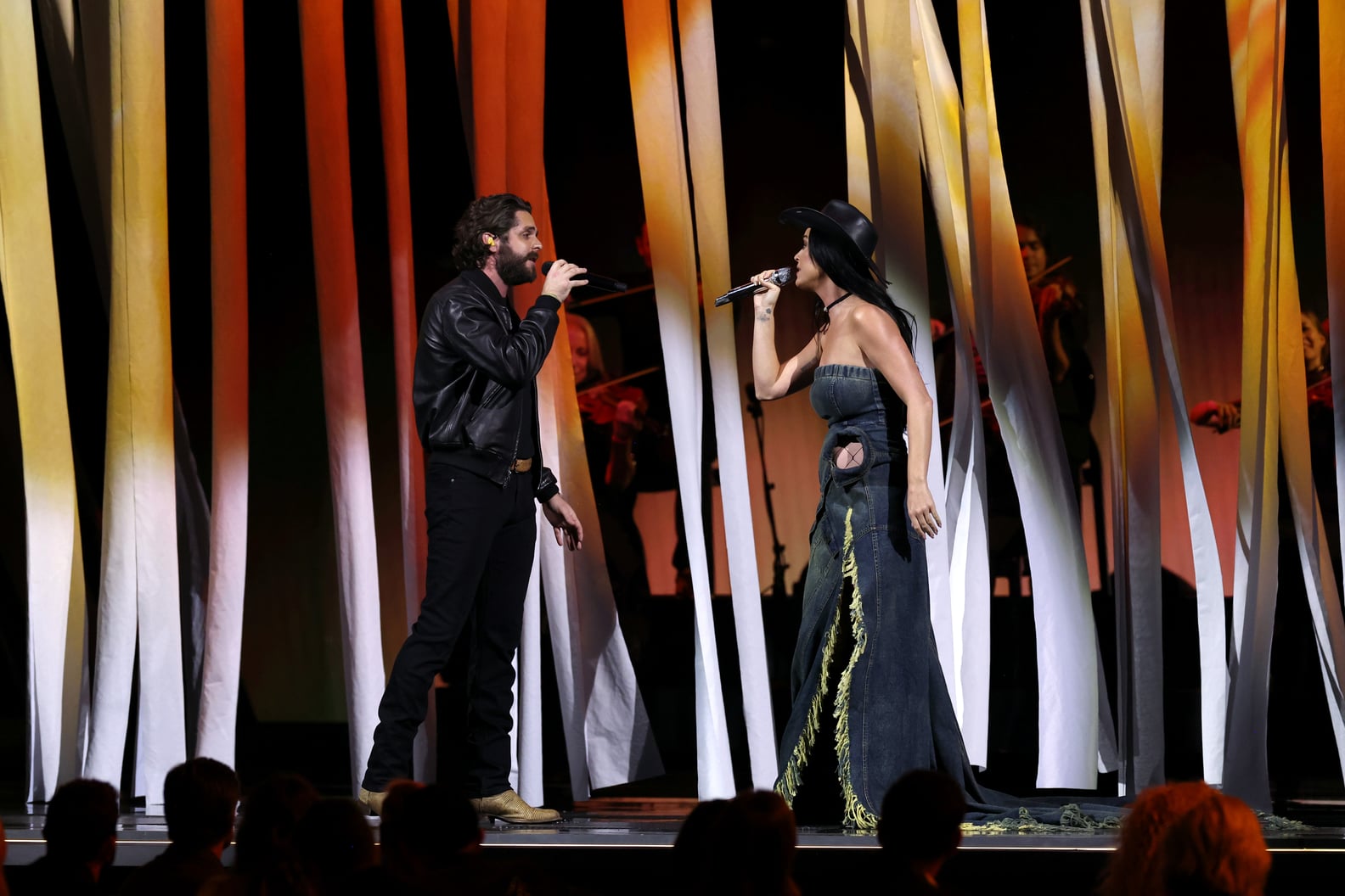 Katy Perry's 3 Denim Looks For the CMAs | Photos | PS Fashion