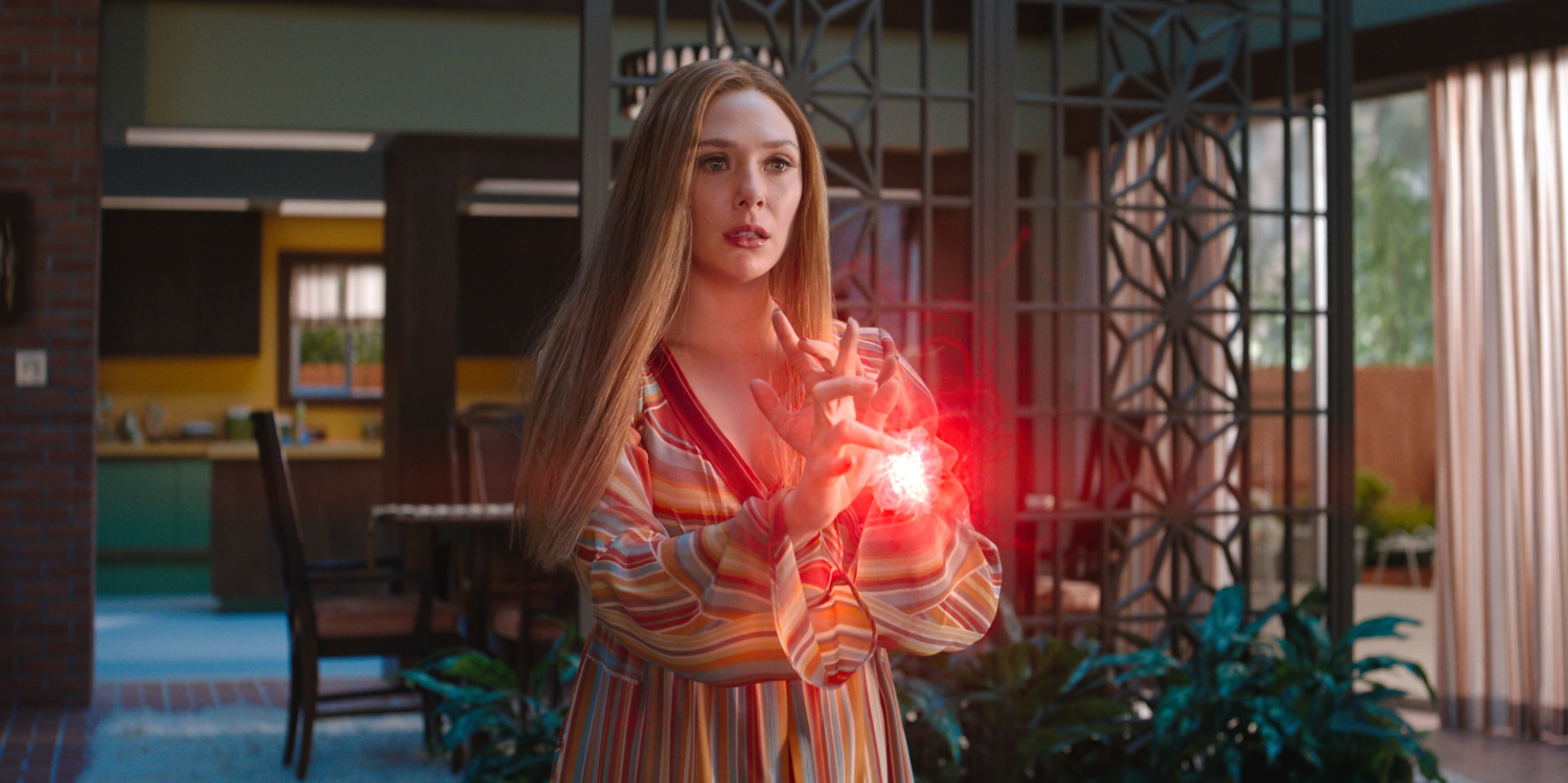 WandaVision: What Is Chaos Magic? | POPSUGAR Entertainment