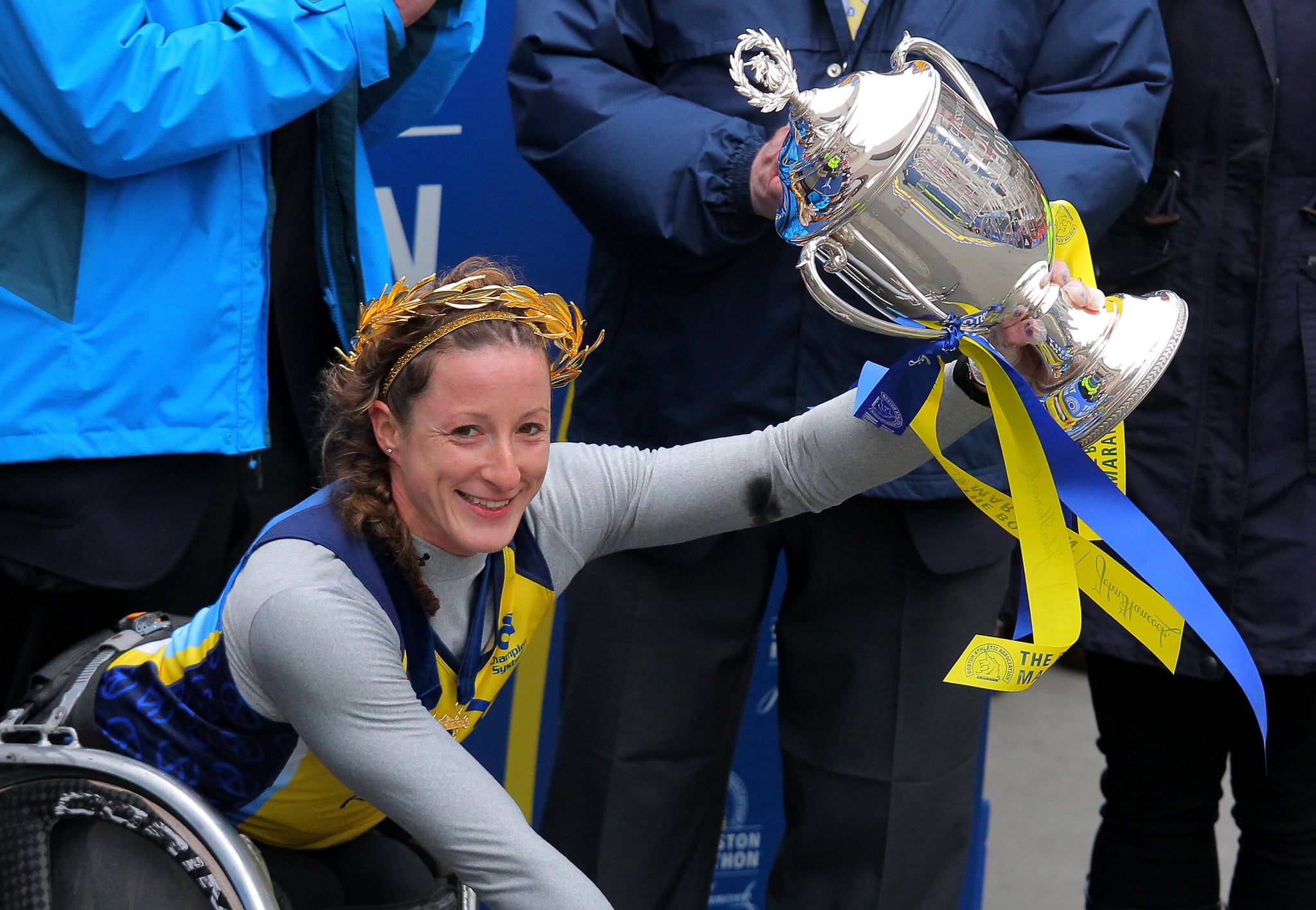 Boston Marathon Winner Gives Her Wreath to Bombing Victims | POPSUGAR ...