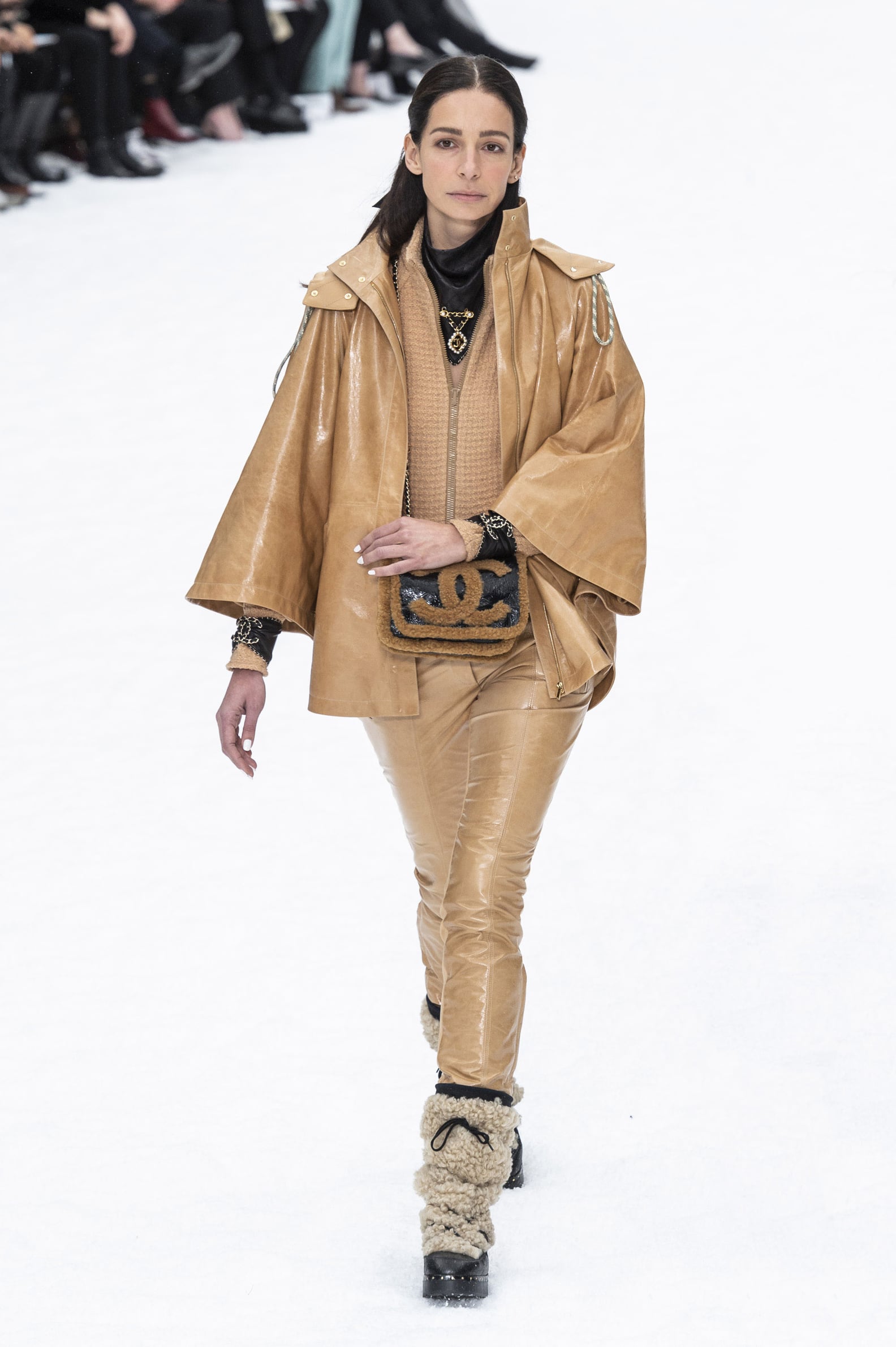 Chanel Fall 2019 Runway Pictures | PS Fashion