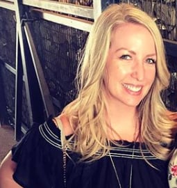 Nicole Janok - POPSUGAR