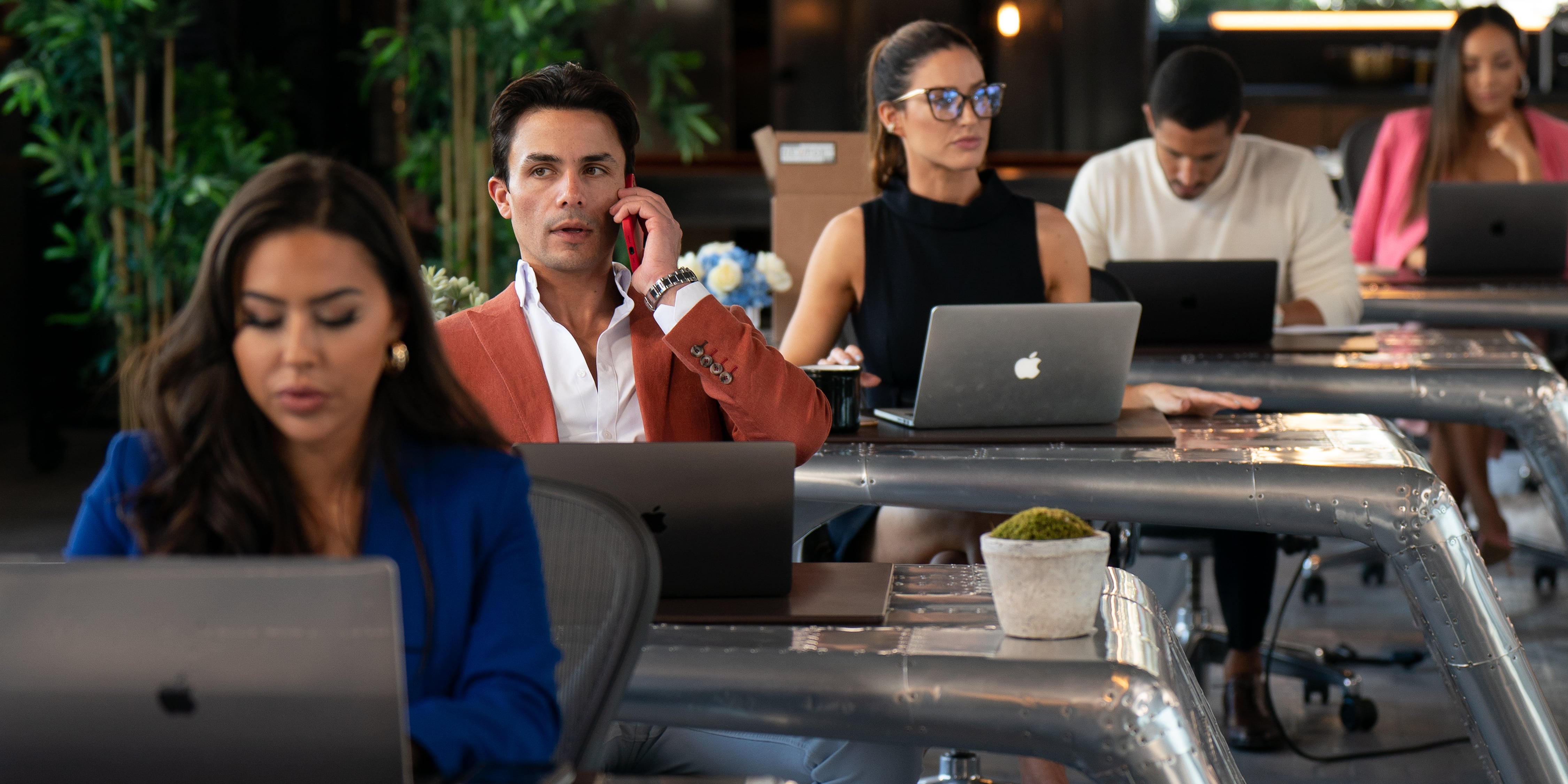 Selling the OC Cast on Selling Sunset Differences | PS Entertainment