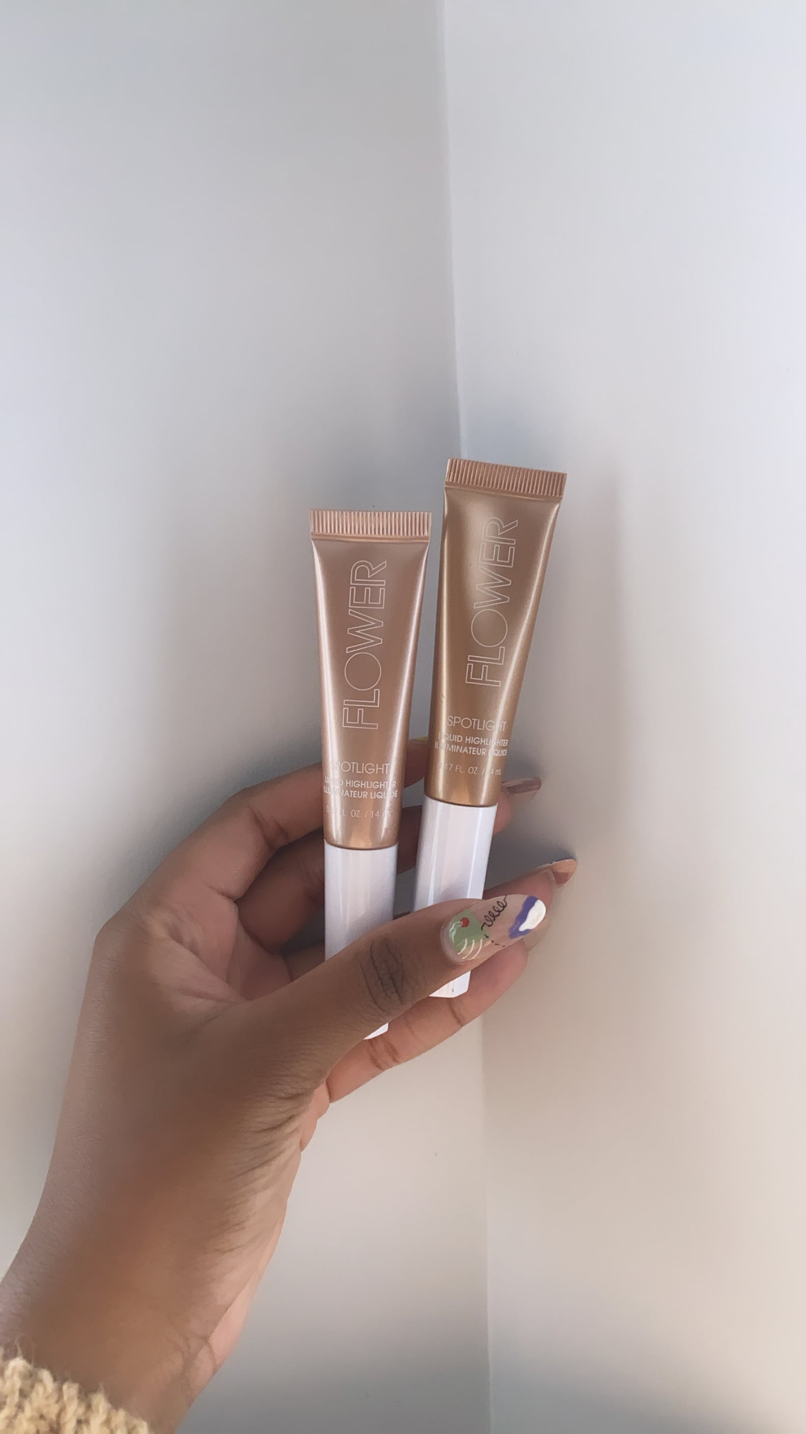 Flower Beauty Spotlight Liquid Highlighter Review and Photos | PS Beauty