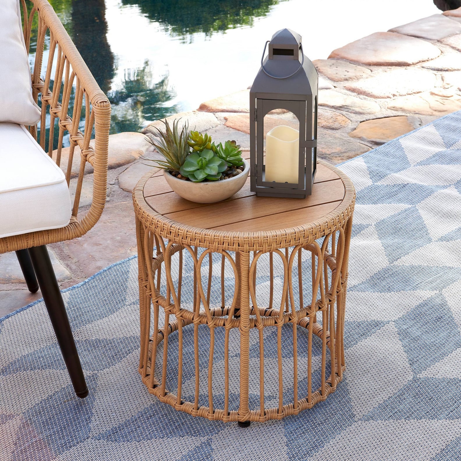 Best Outdoor Side Tables | PS Home
