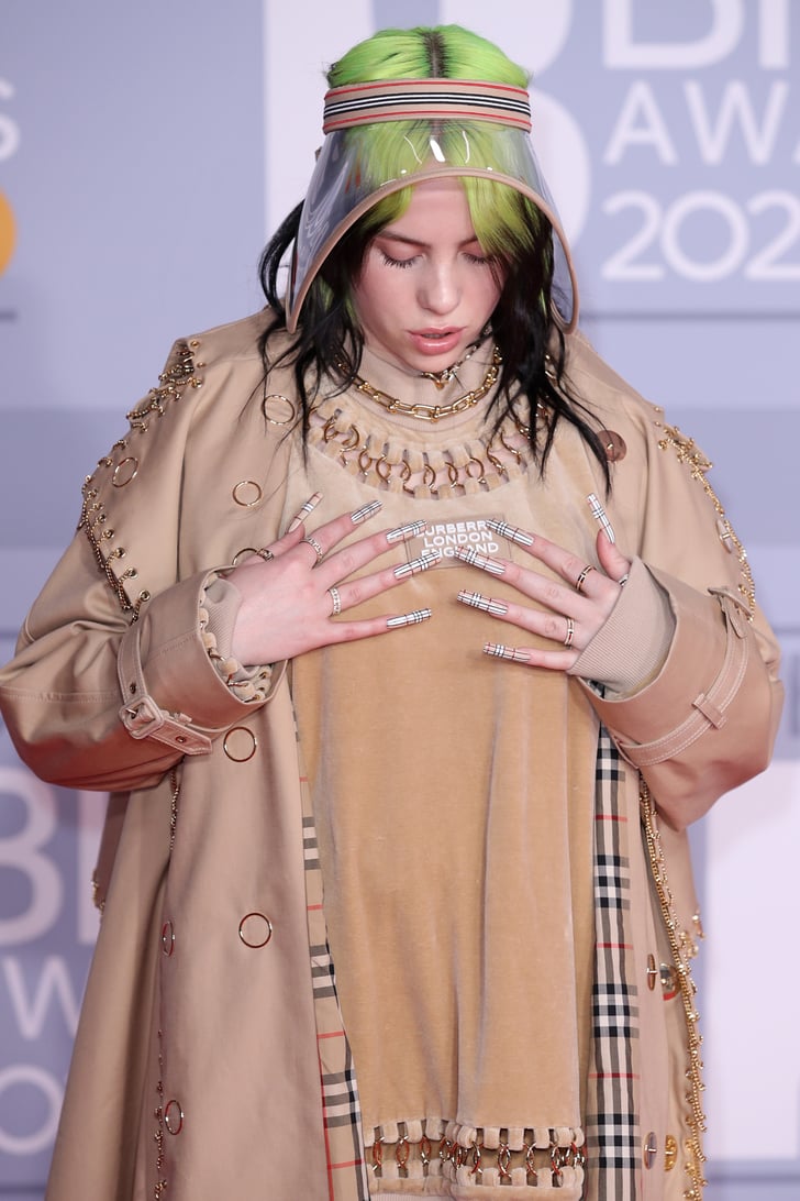 Billie Eilish Wears Custom Burberry At The 2020 Brit Awards Billie Eilishs Burberry Outfit At