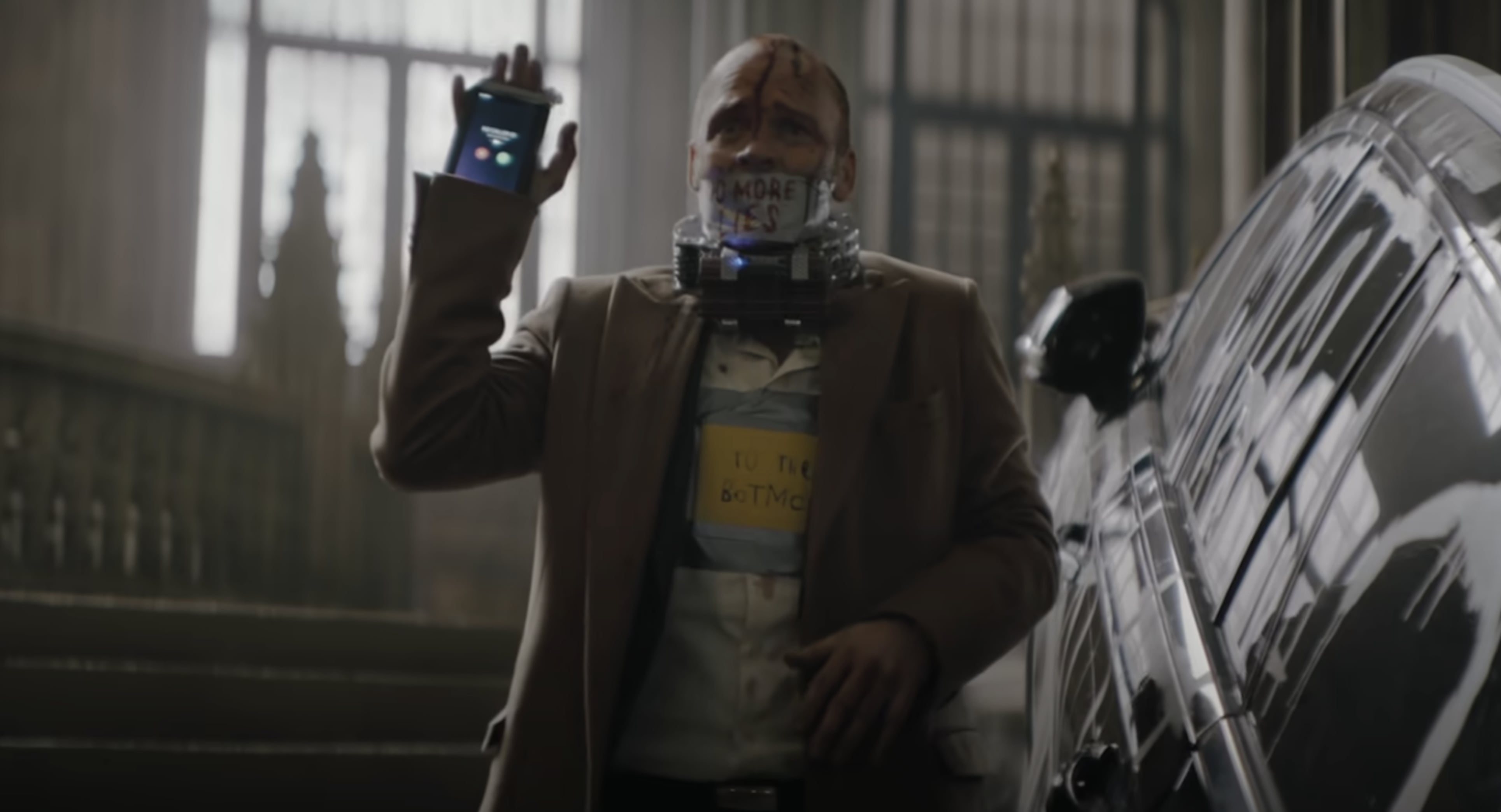 Watch the Funeral Scene Trailer From "The Batman" | POPSUGAR Entertainment