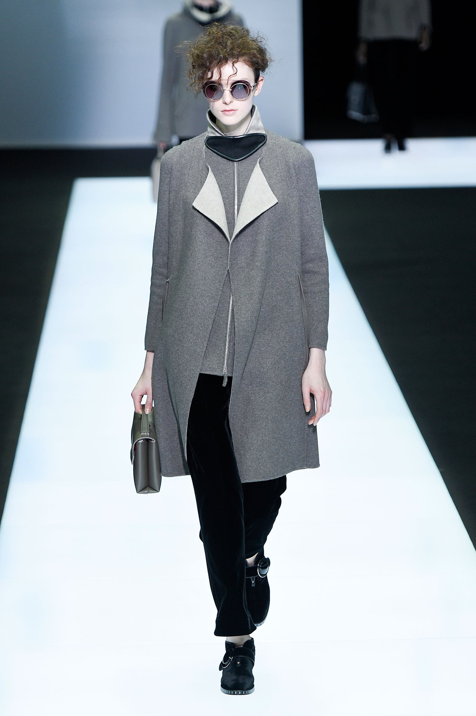 Giorgio Armani Fall 2016 Collection | PS Fashion