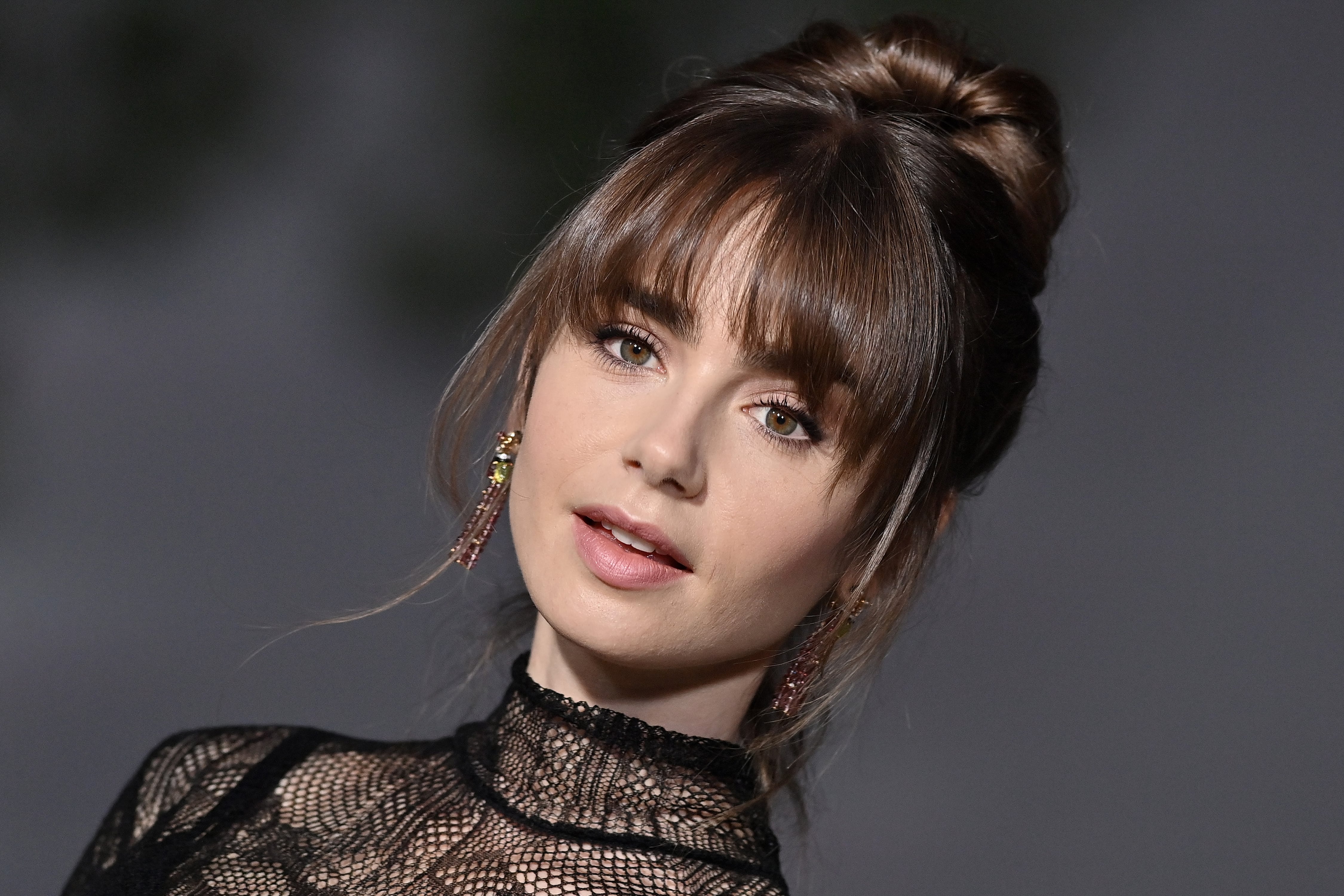 Lily Collins's New Haircut Is a Light "Dusting" | POPSUGAR Beauty