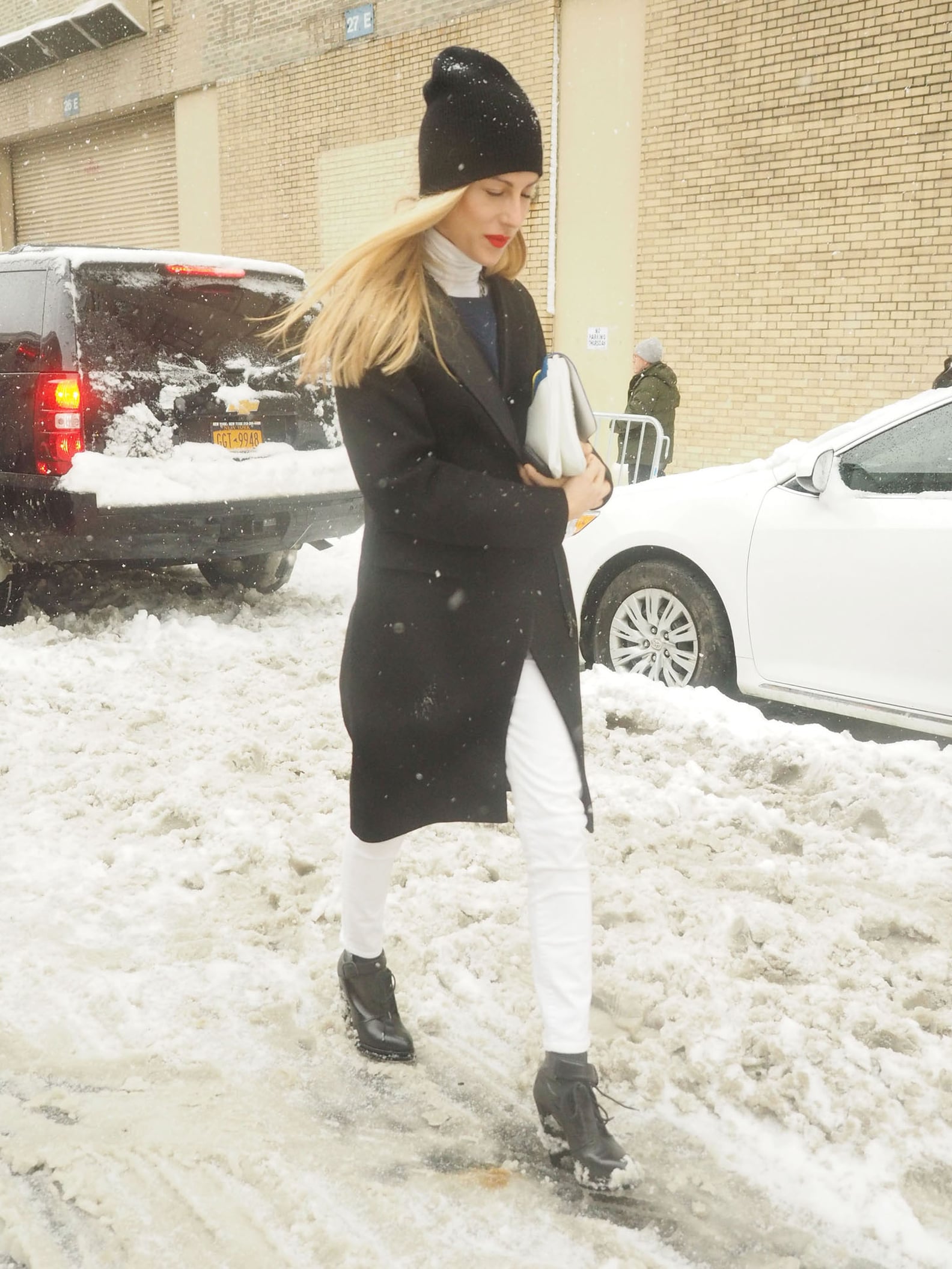 Snow Street Style Pictures | PS Fashion
