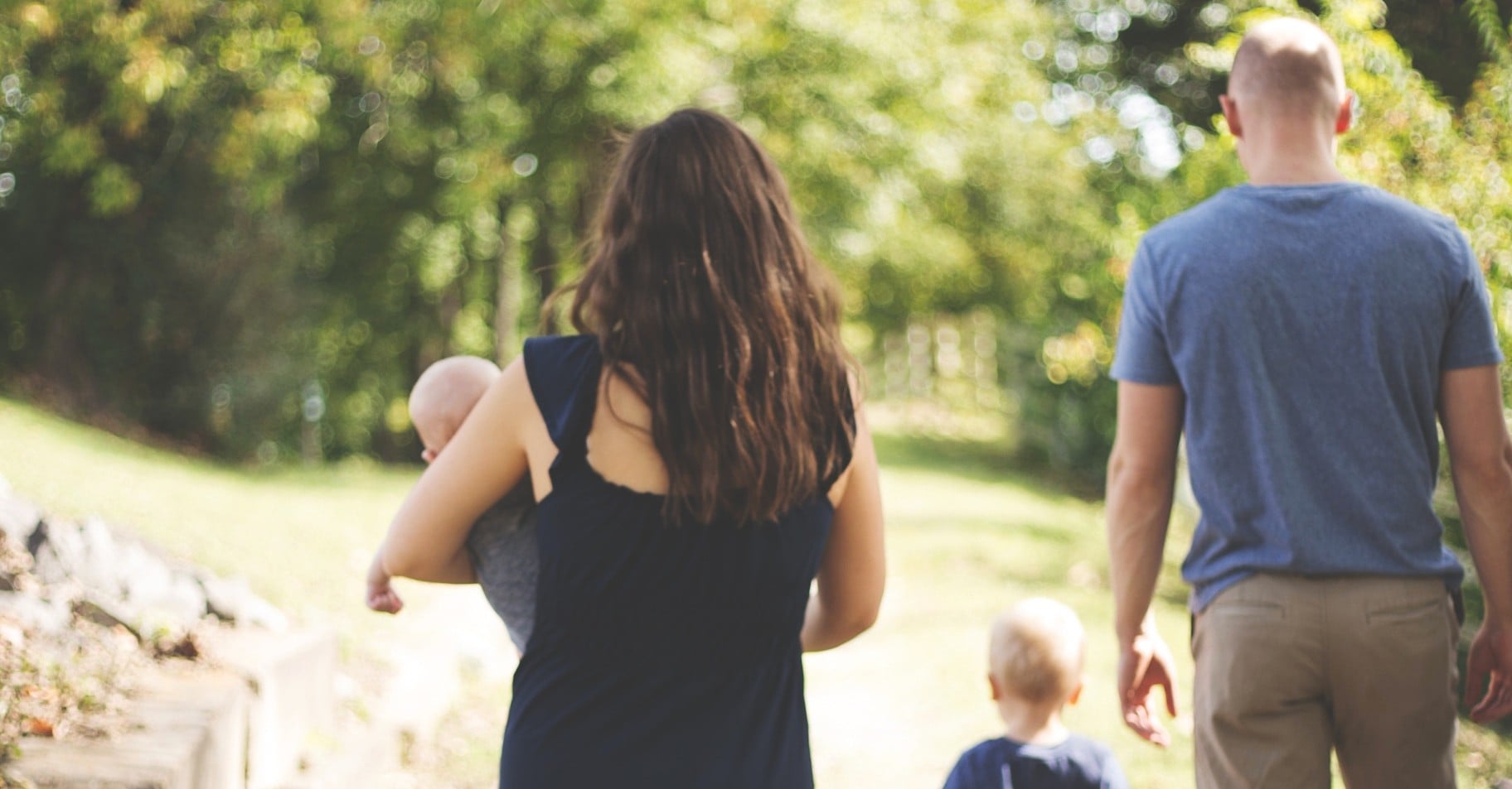 Should Family Stay With You When They Visit? | PS Family