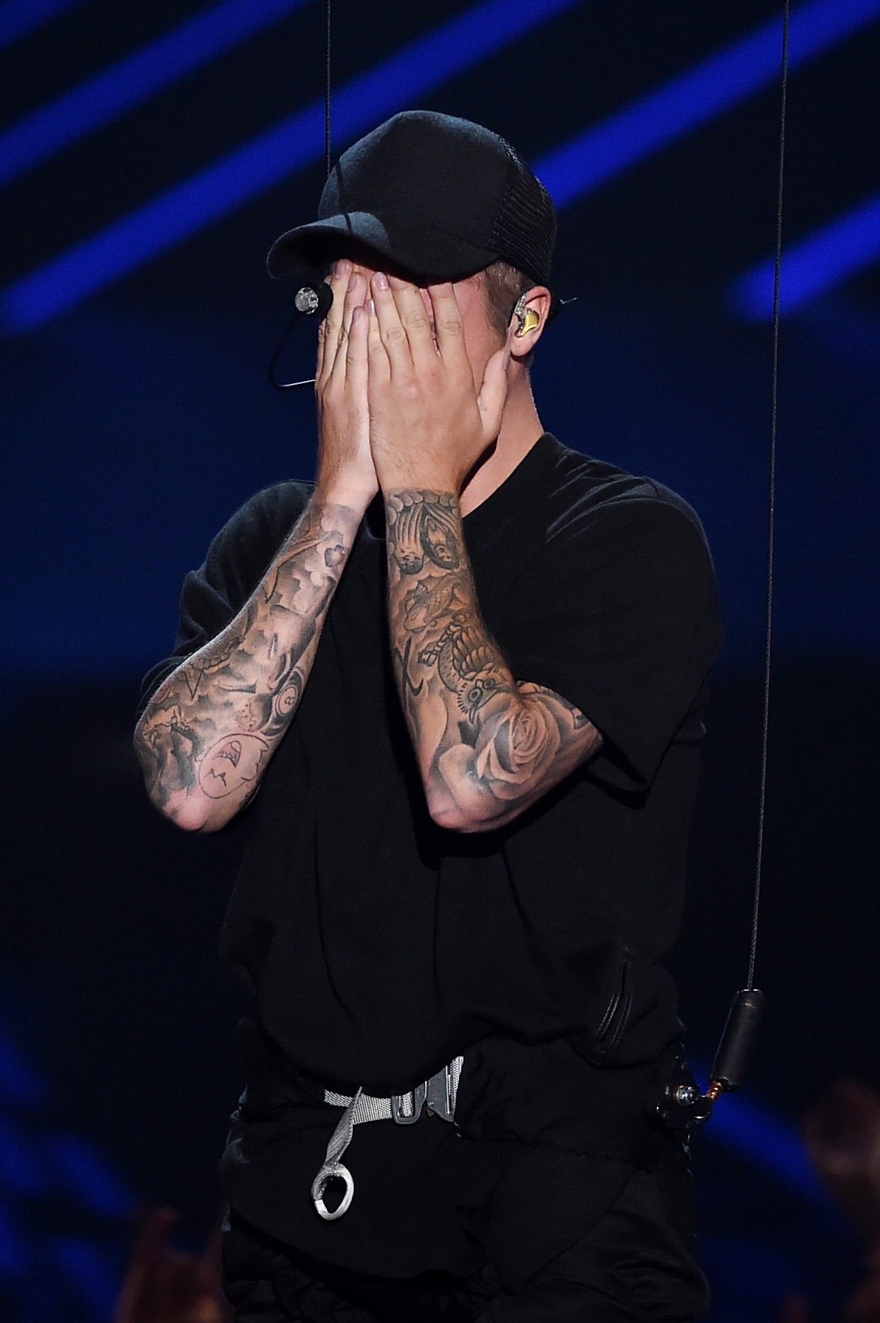 Justin Bieber Crying On Stage