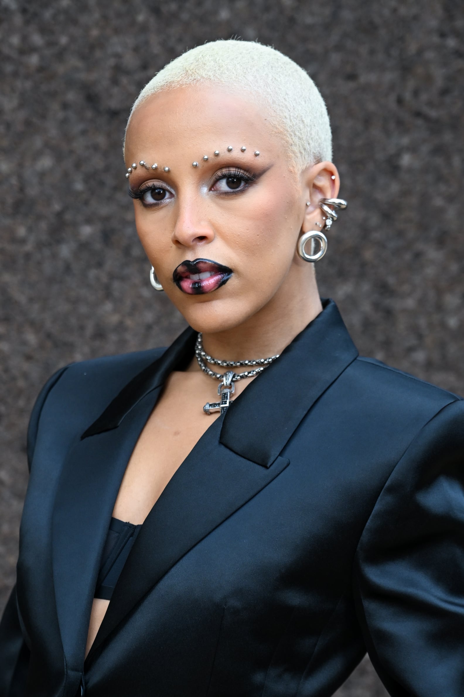 Doja Cat's Best Makeup Looks at Paris Fashion Week | Photos | PS Beauty