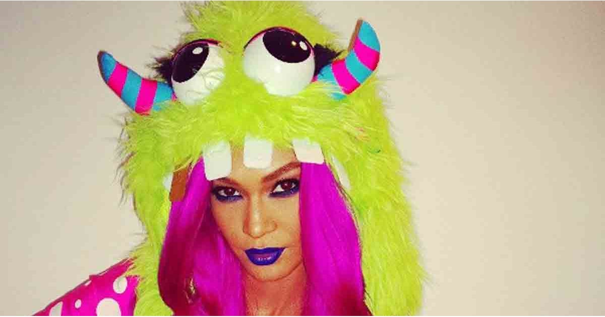 Victoria's Secret Models' Halloween Costumes | POPSUGAR Latina