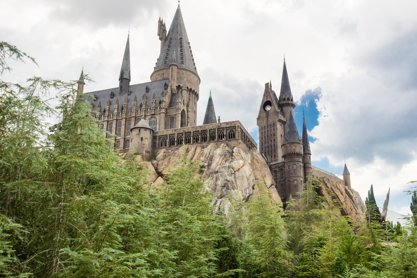 Fictional Book Places You Wish You Could Visit | PS Smart Living