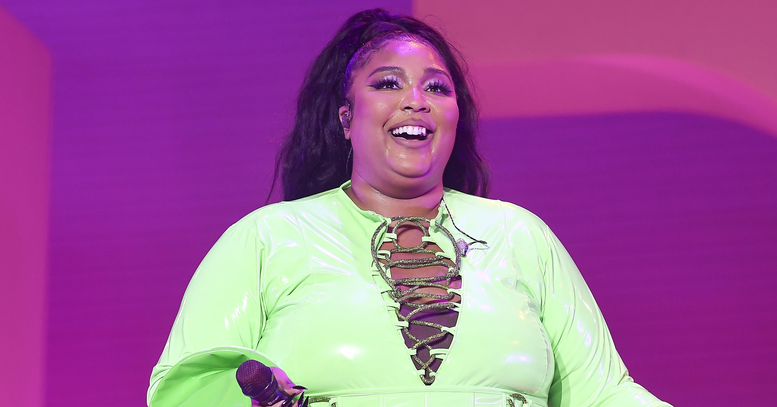 Lizzo's "About Damn Time" Inspires TikTok Dance Challenge | PS ...