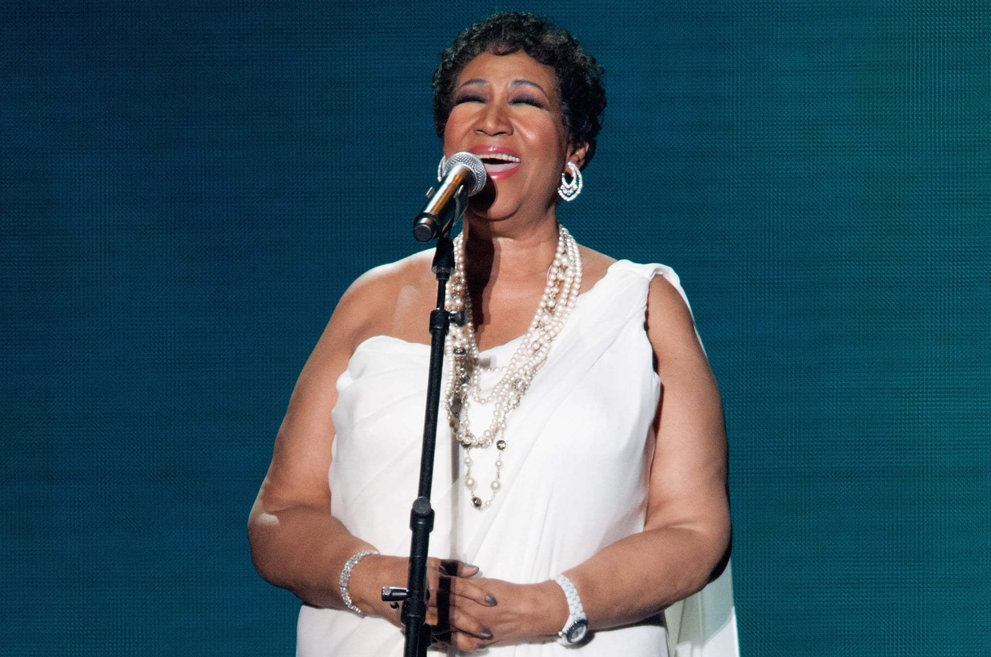 Aretha Franklin Singing "Amazing Grace" | PS Entertainment
