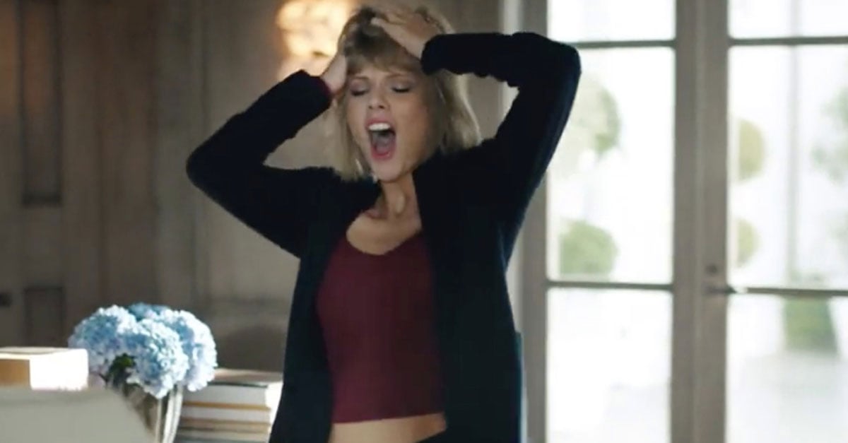 Taylor Swift Dancing Apple Ad Video | PS Celebrity
