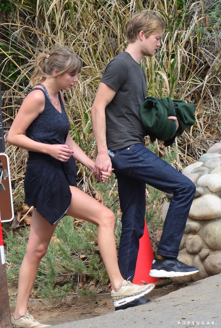 Taylor Swift and Joe Alwyn Showing PDA in Malibu 2018 | POPSUGAR ...