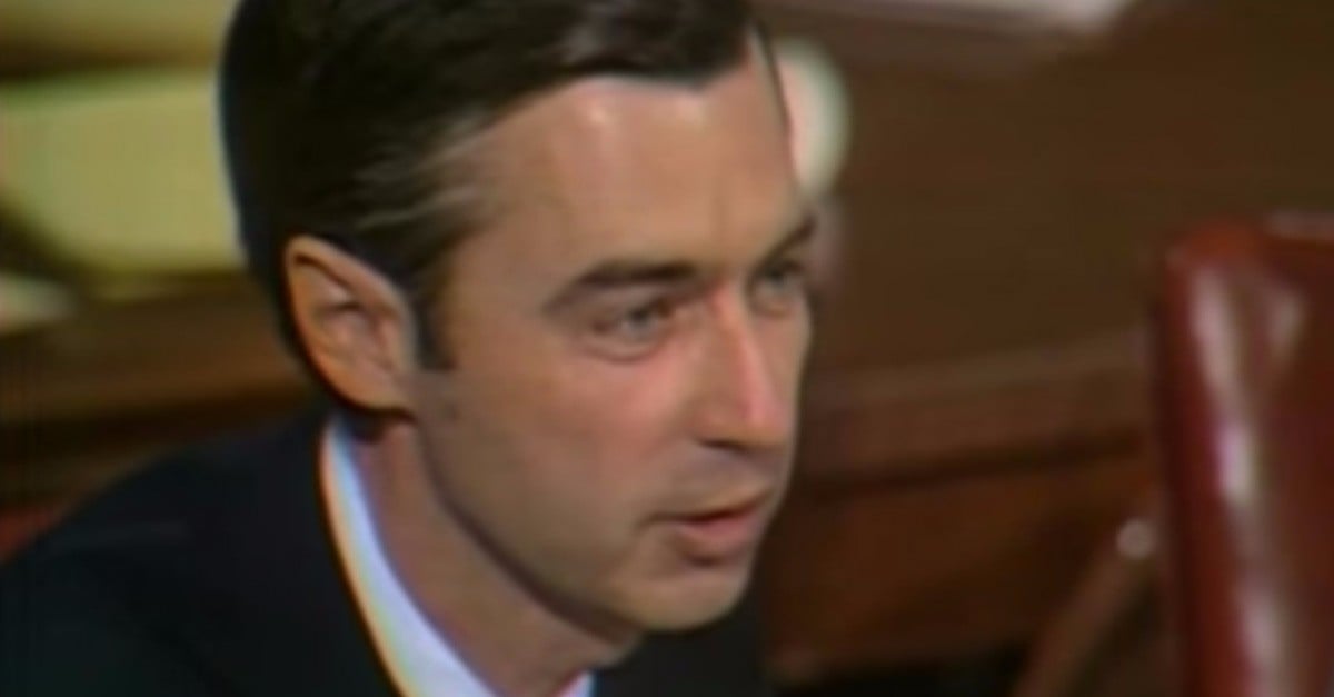 Mr. Rogers Speaking to the Senate Video | PS Smart Living