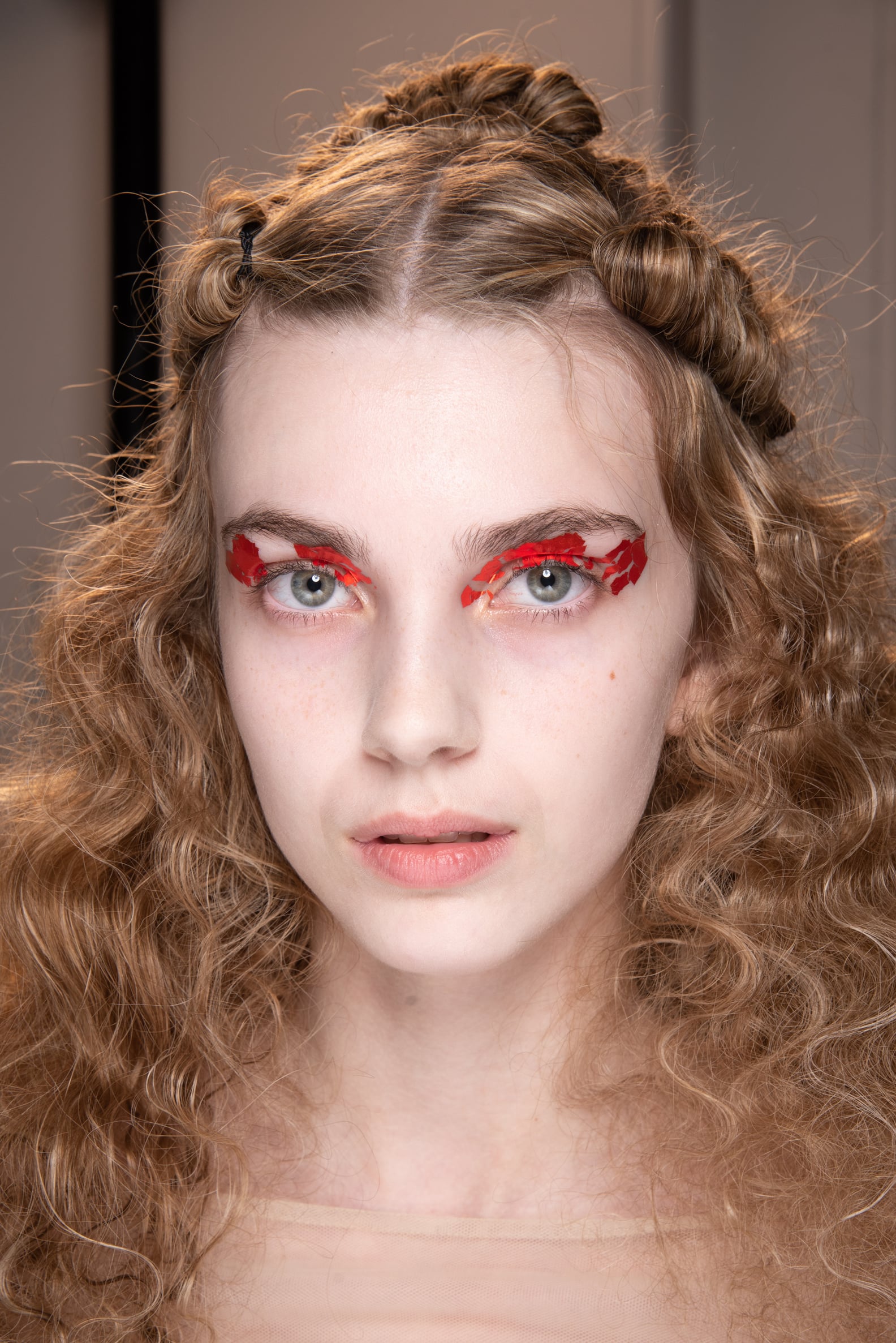Fall 2020 Hair and Makeup Trends From London | PS Beauty