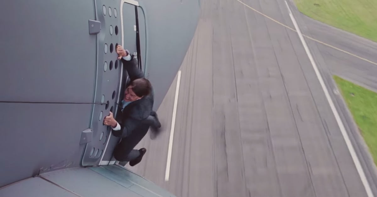 Tom Cruise's Mission: Impossible — Rogue Nation Stunt Video | POPSUGAR ...