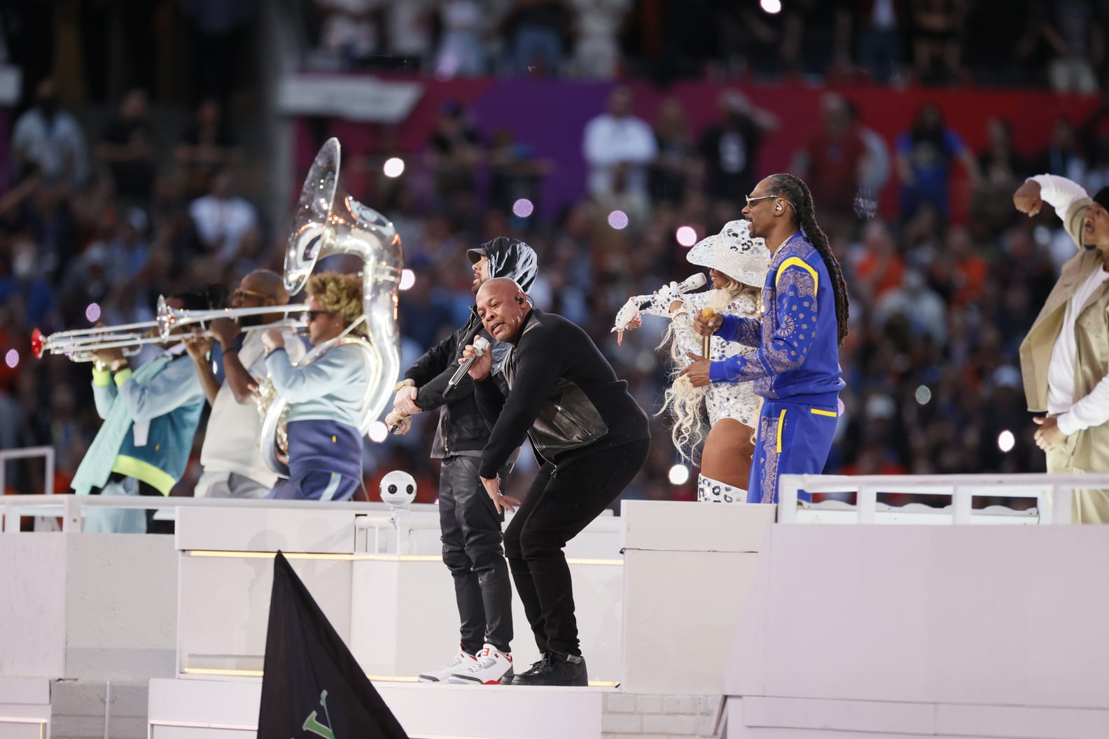 Watch the 2022 Super Bowl Halftime Show Performance | PS Entertainment