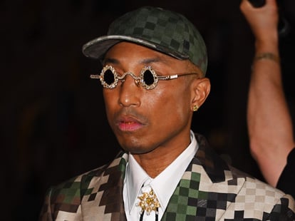 Pharrell Williams's Diamond Sunglasses at Louis Vuitton Show | POPSUGAR ...