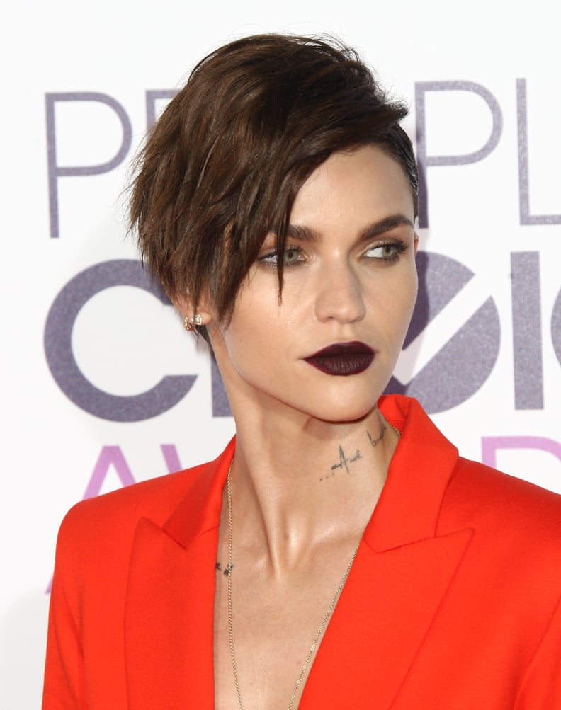 Ruby Rose's Hair and Makeup at People's Choice Awards 2017 | PS Beauty