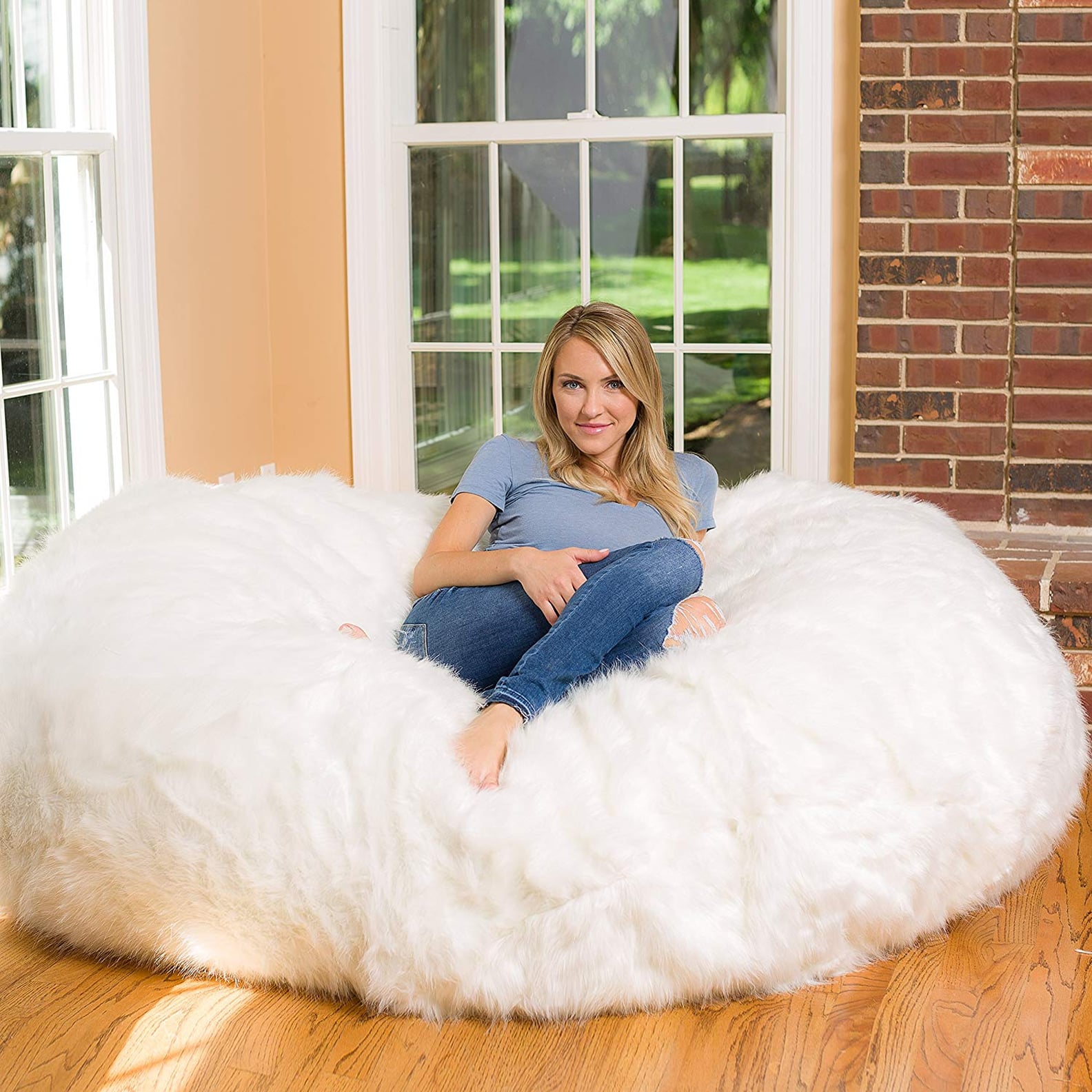 This Giant Fuzzy Bean Bag From Amazon Looks So Cozy | PS Home