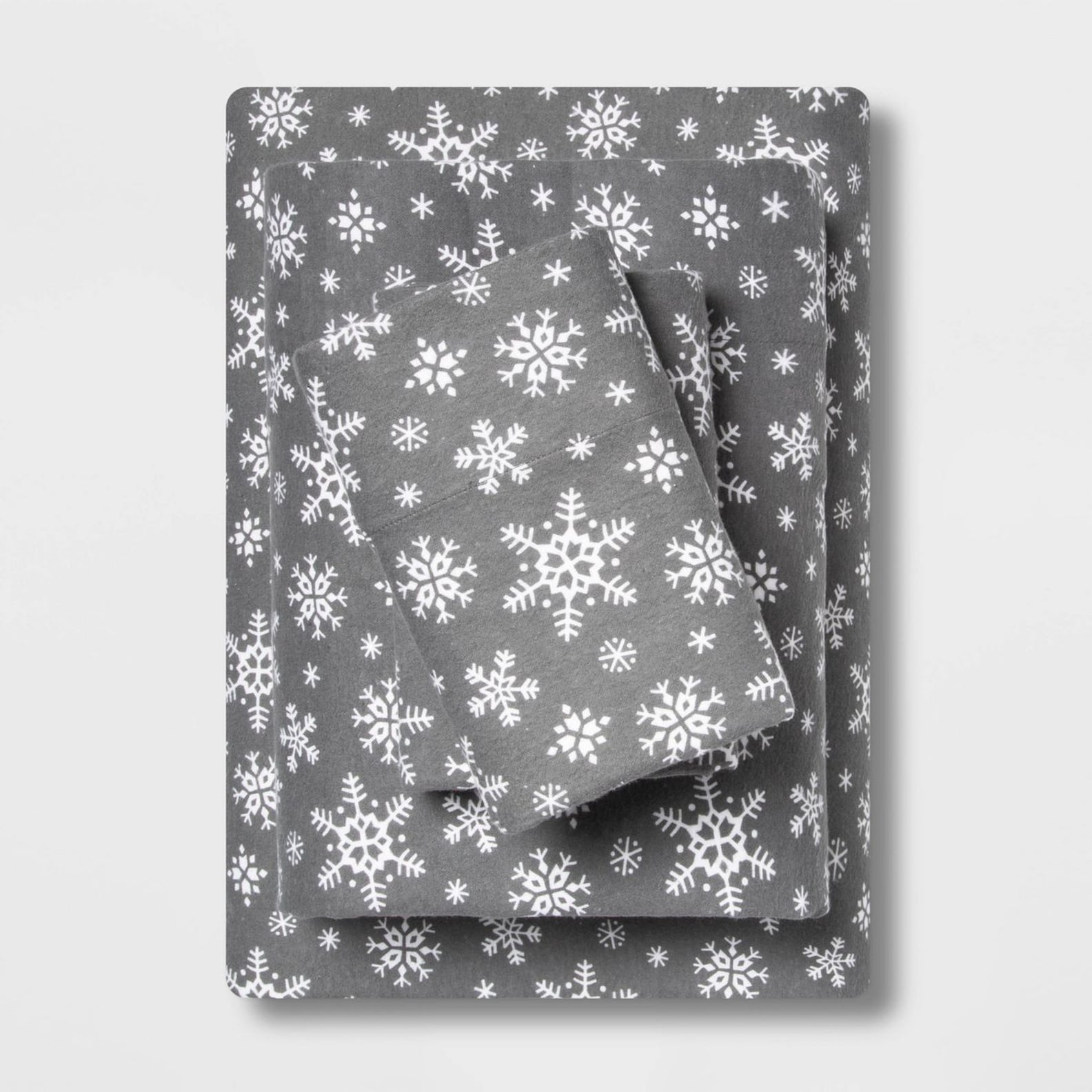 The Cutest and Coziest Christmas Flannel Sheets | PS Home